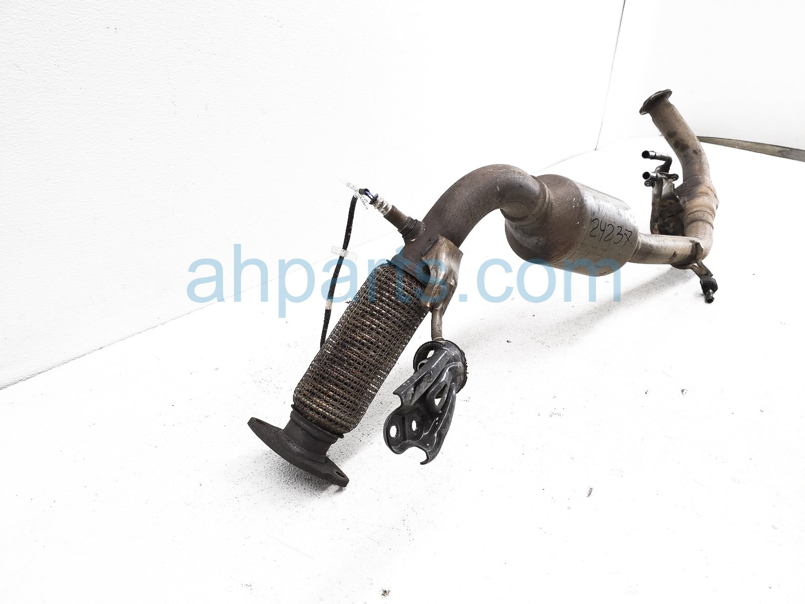 2021 Toyota Sienna Catalytic Front Exhaust Pipe W/ Converter 17410-F0331,