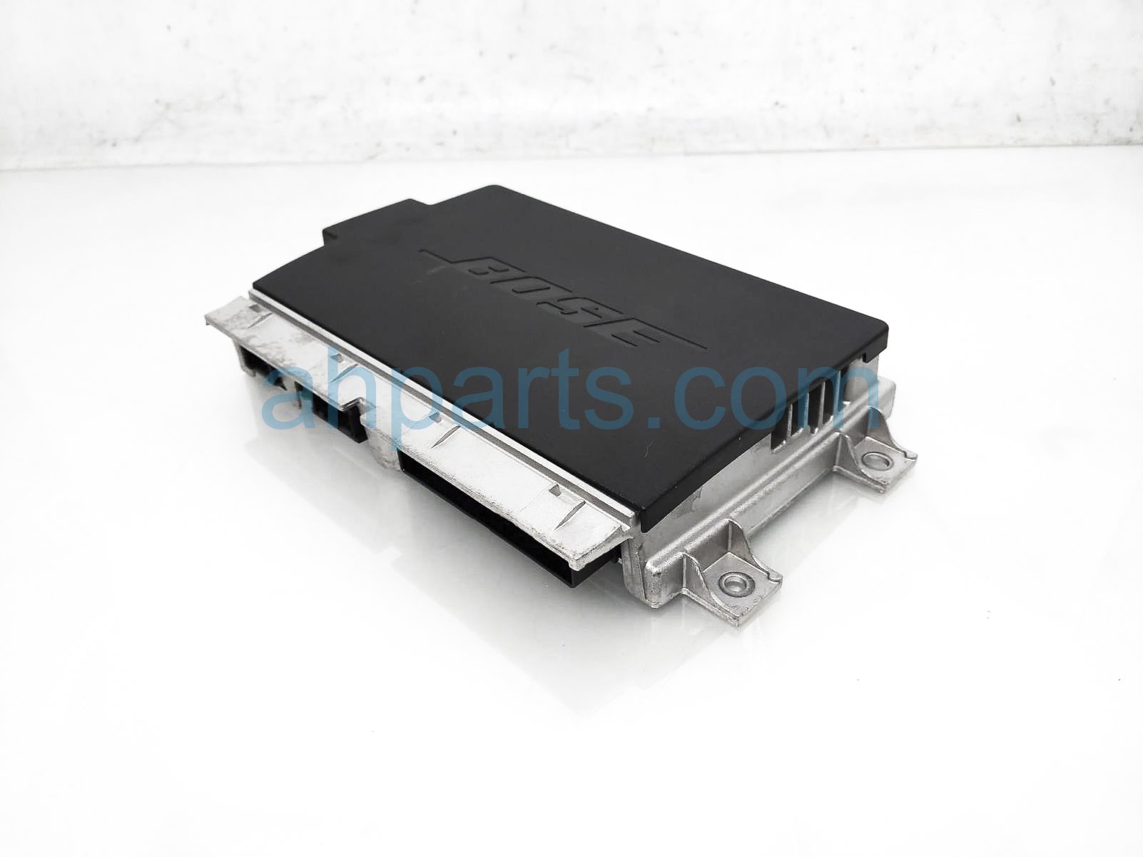 Sold 2017 Porsche Cayenne Audio Bose Amplifier Unit 4G5-035-223-D,