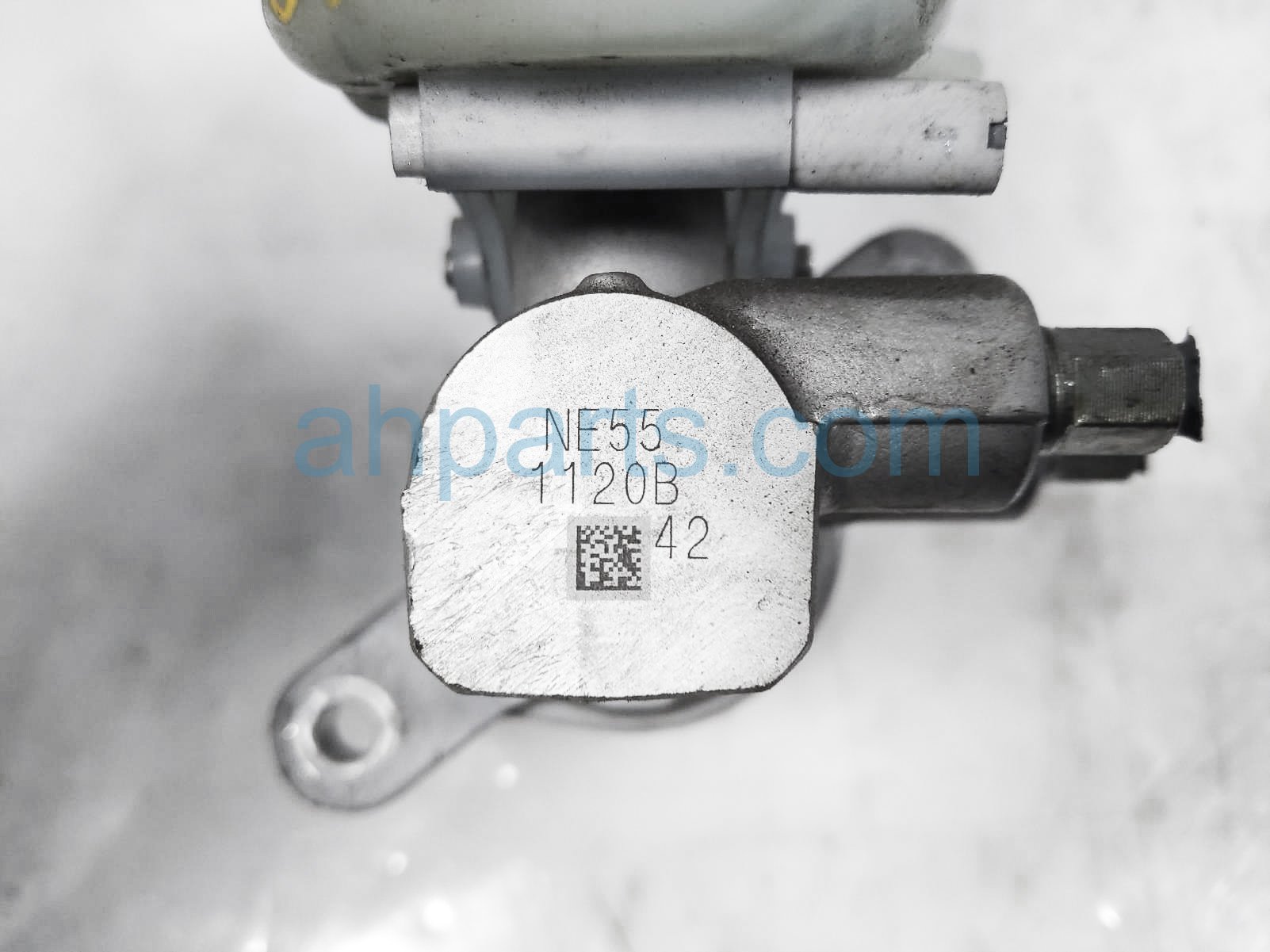 Sold 2011 Mazda Miata Brake Master Cylinder NE55-43-40ZA,