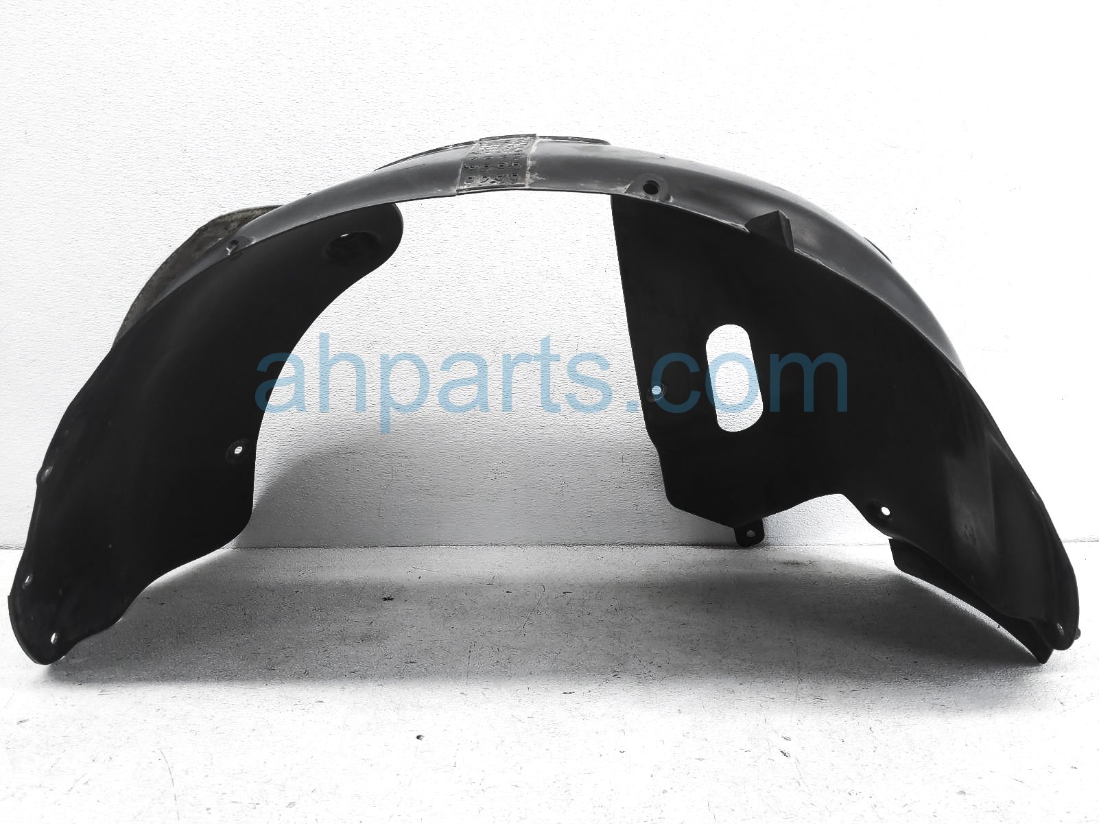 Sold 2023 Hyundai Santacruz Front Passenger Inner Fender Liner 86812-K5000,