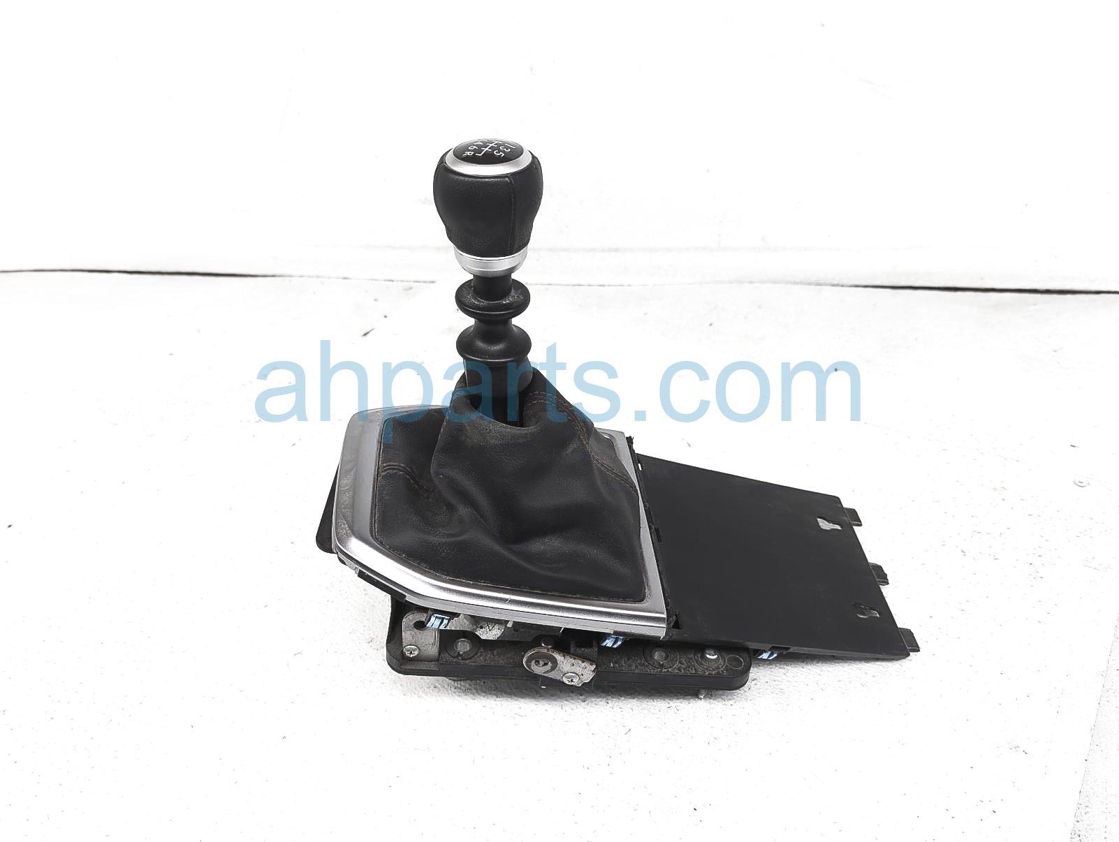 2022 Subaru WRX M.t Floor Shifter W/knob Assy 35010VA031