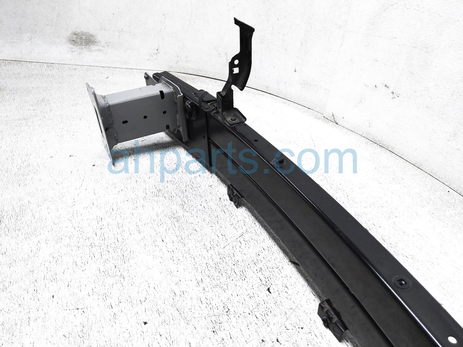 Sold 2022 Nissan Sentra Front Bar / Beam Fr Bumper Reinforcement+(2 ...