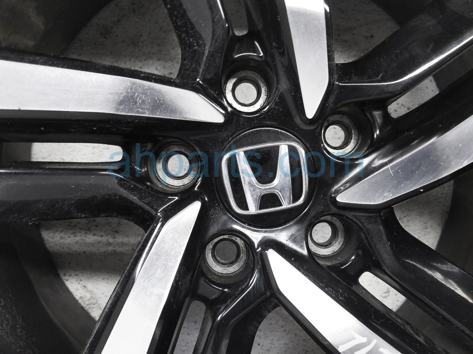 Sold 2018 Honda Accord Rear Driver Wheel / Rim 42700-TVA-A94,