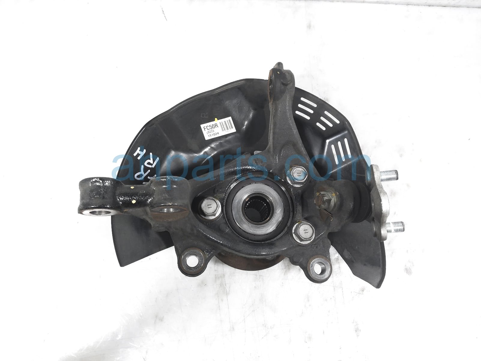 2019 Toyota Corolla Front Passenger Spindle Knuckle Hub 43211-02390,