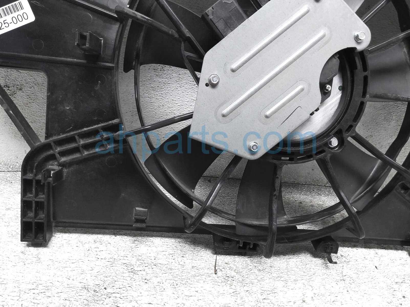 Sold 2018 Honda Accord Cooling Radiator Fan Assembly - Hybrid 19015-6C1 ...