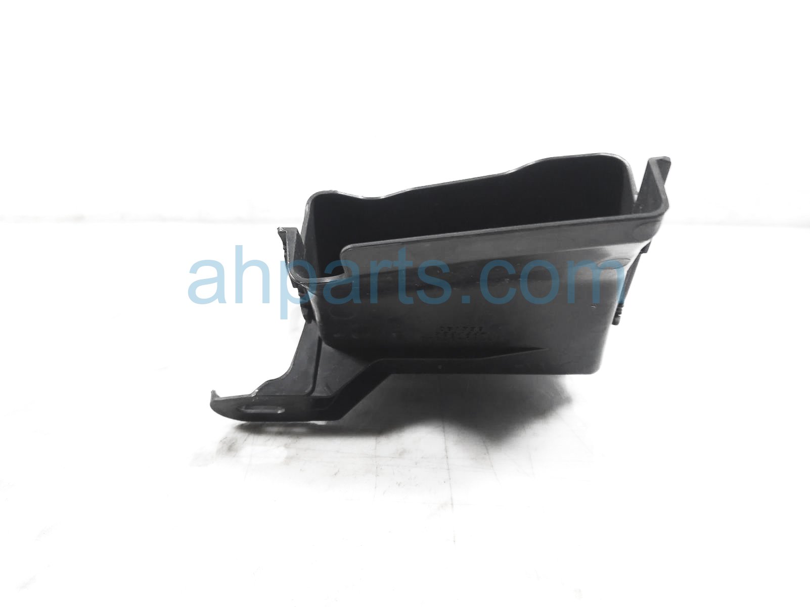 Sold 2019 Toyota Corolla Intake Air Cleaner Inlet Duct - 2.0l 17753-37040,