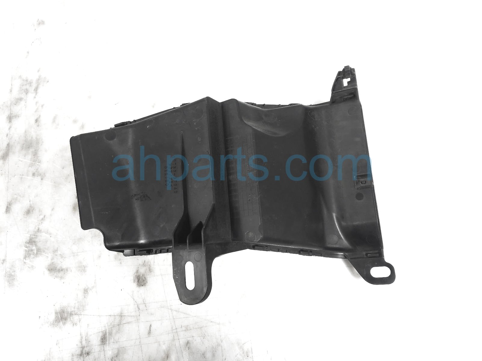 Sold 2019 Toyota Corolla Intake Air Cleaner Inlet Duct - 2.0l 17753-37040,