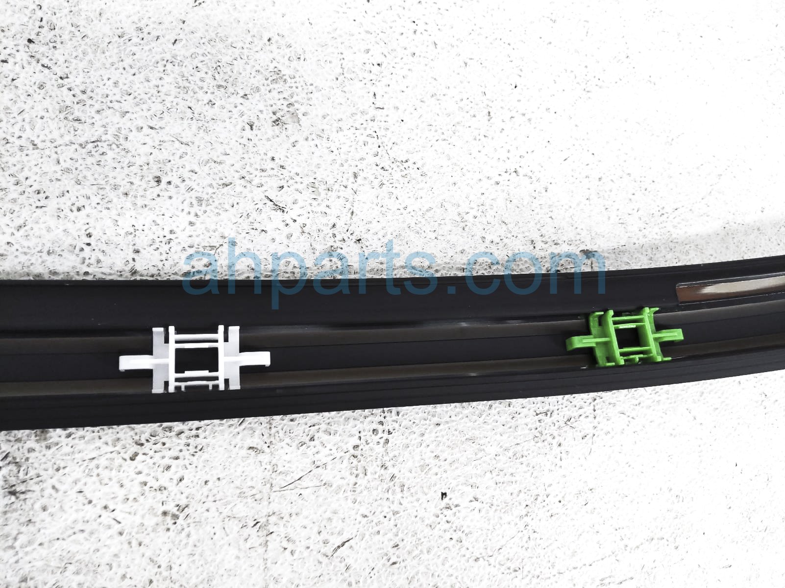 2023 Nissan Rogue Passenger Roof Drip Seal Molding - Black 73852-6RA0A,