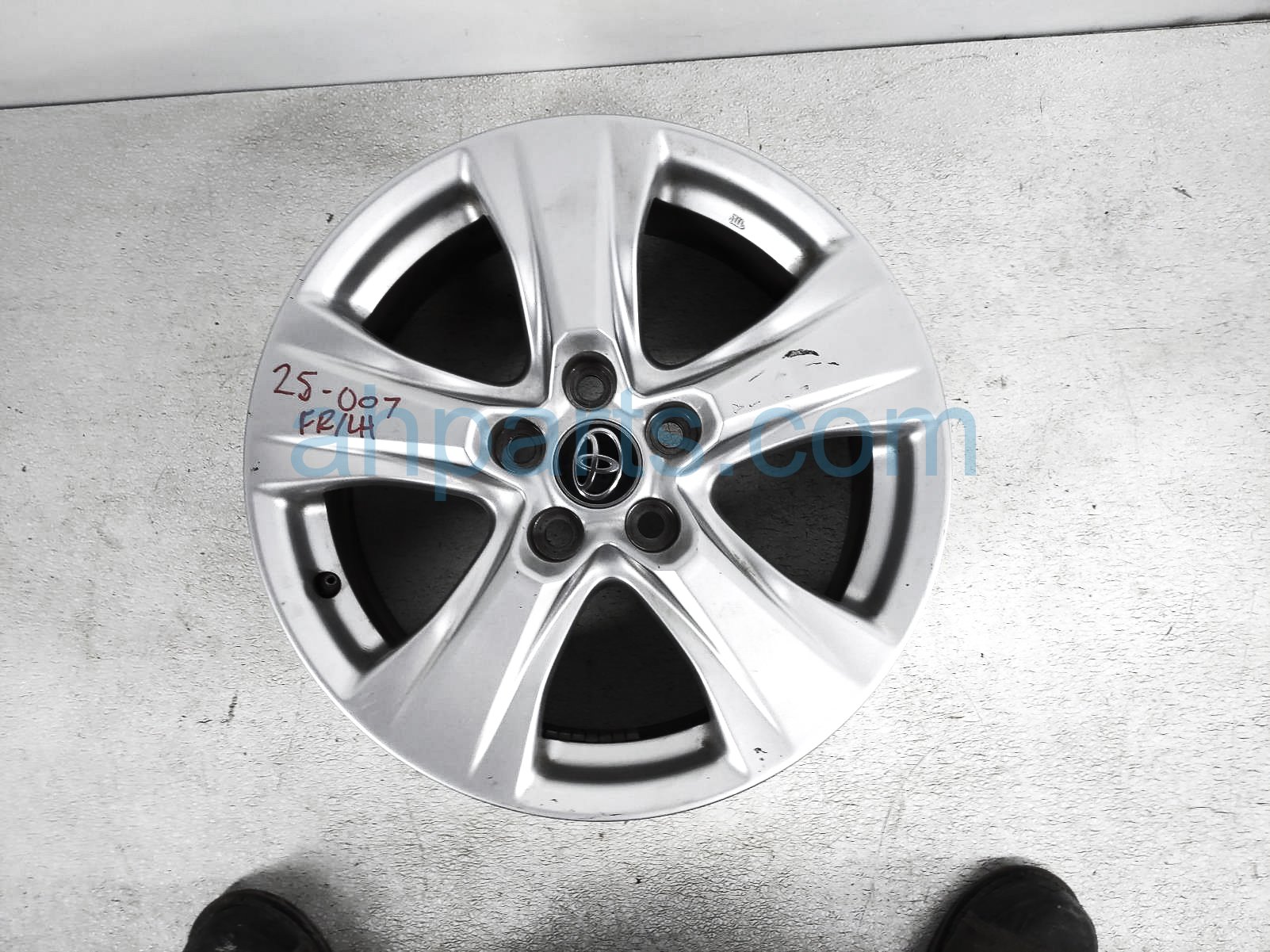 Sold 2020 Toyota Rav 4 Front Driver Wheel / Rim * 42611-0R390,