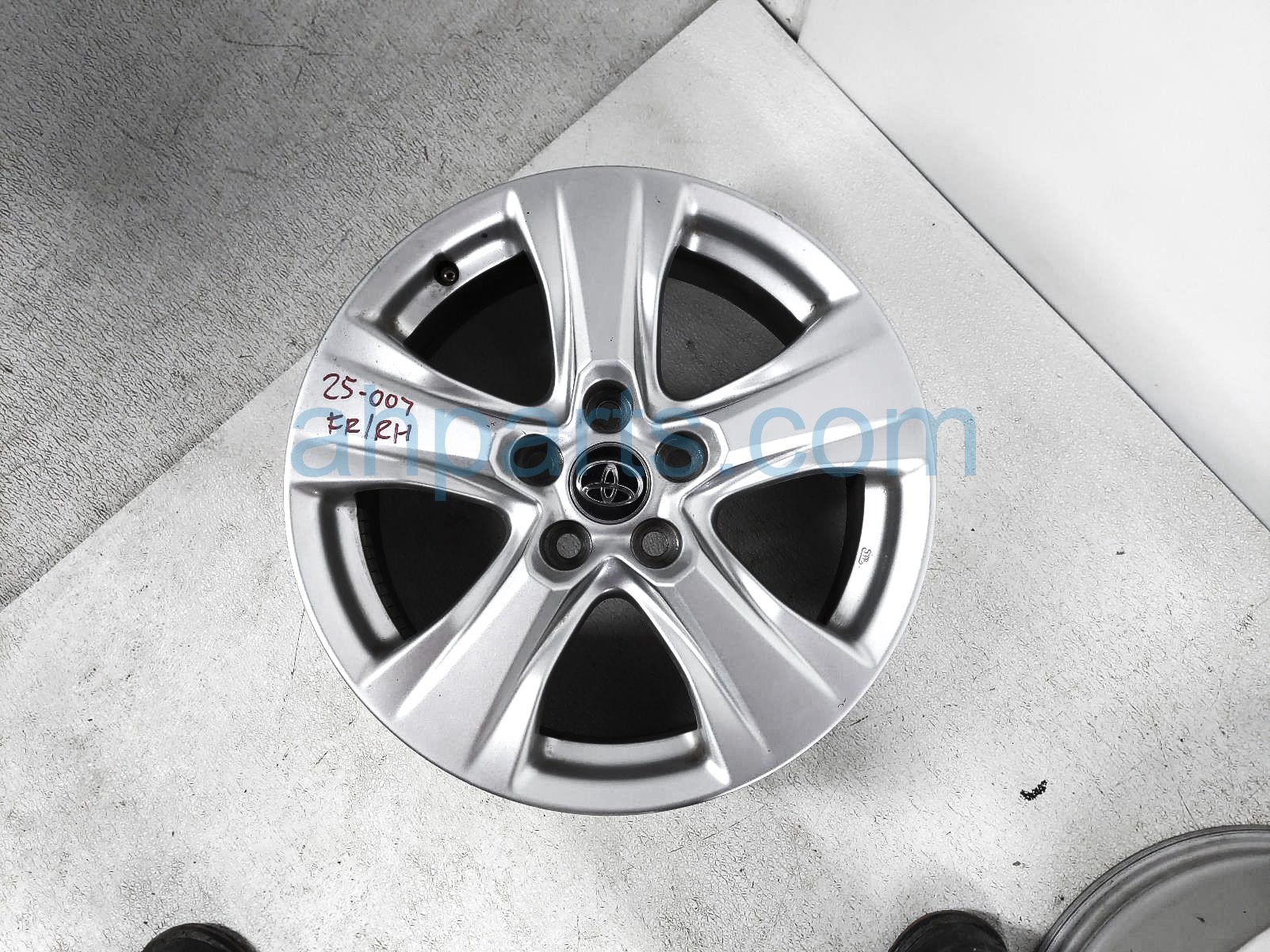 Sold 2020 Toyota Rav 4 Front Passenger Wheel / Rim * 42611-0R390,