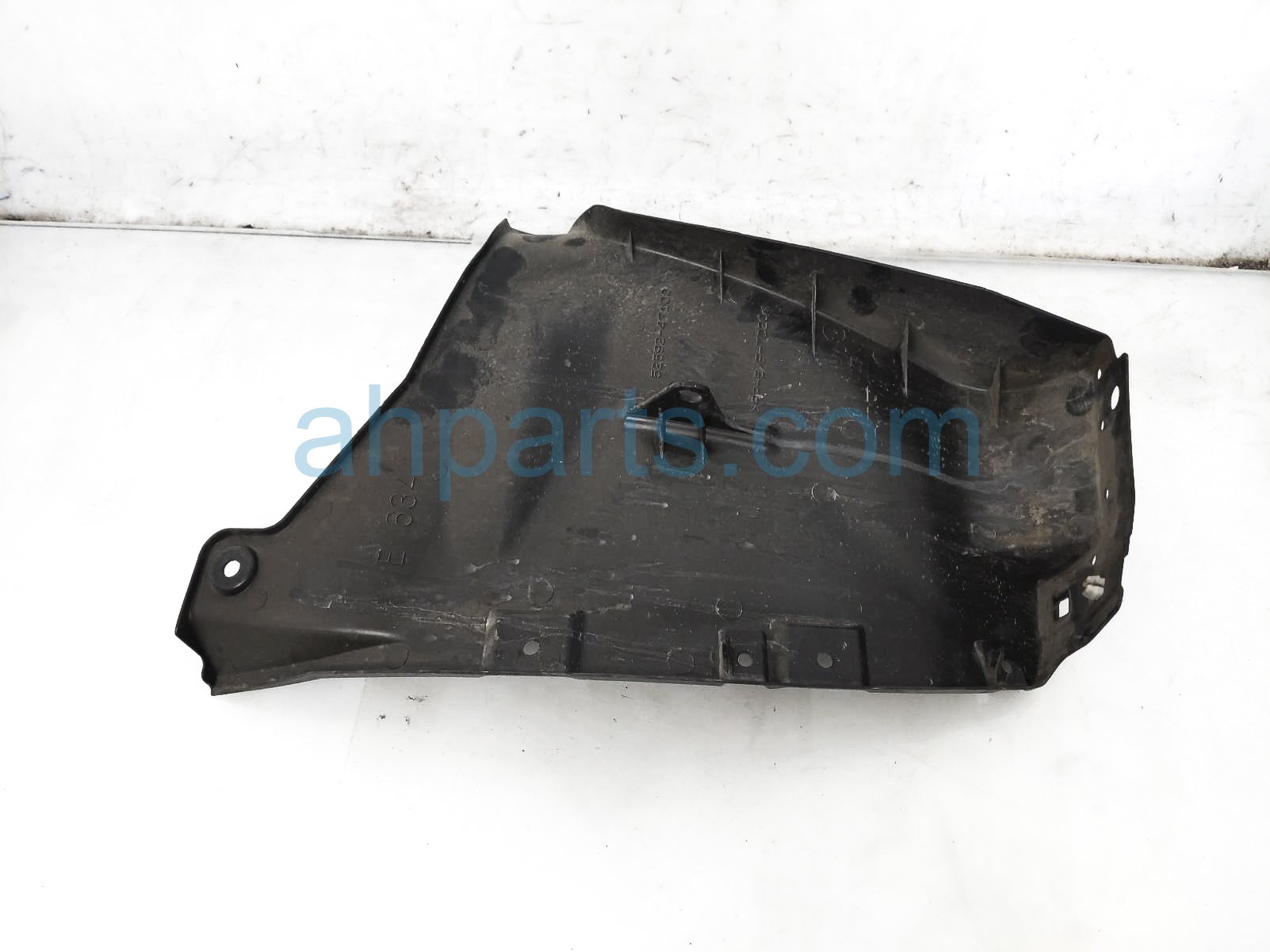Sold 2024 Toyota Prius Rear Driver Inner Bumper Seal - Le 52592-47100,