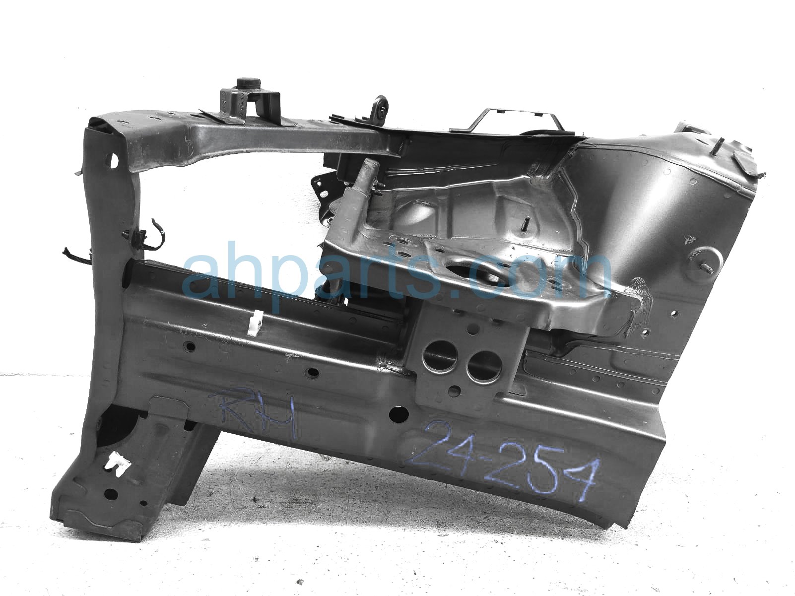 Sold 2022 Nissan Sentra Passenger Apron / Shock Tower Cut - Grey F4120 ...