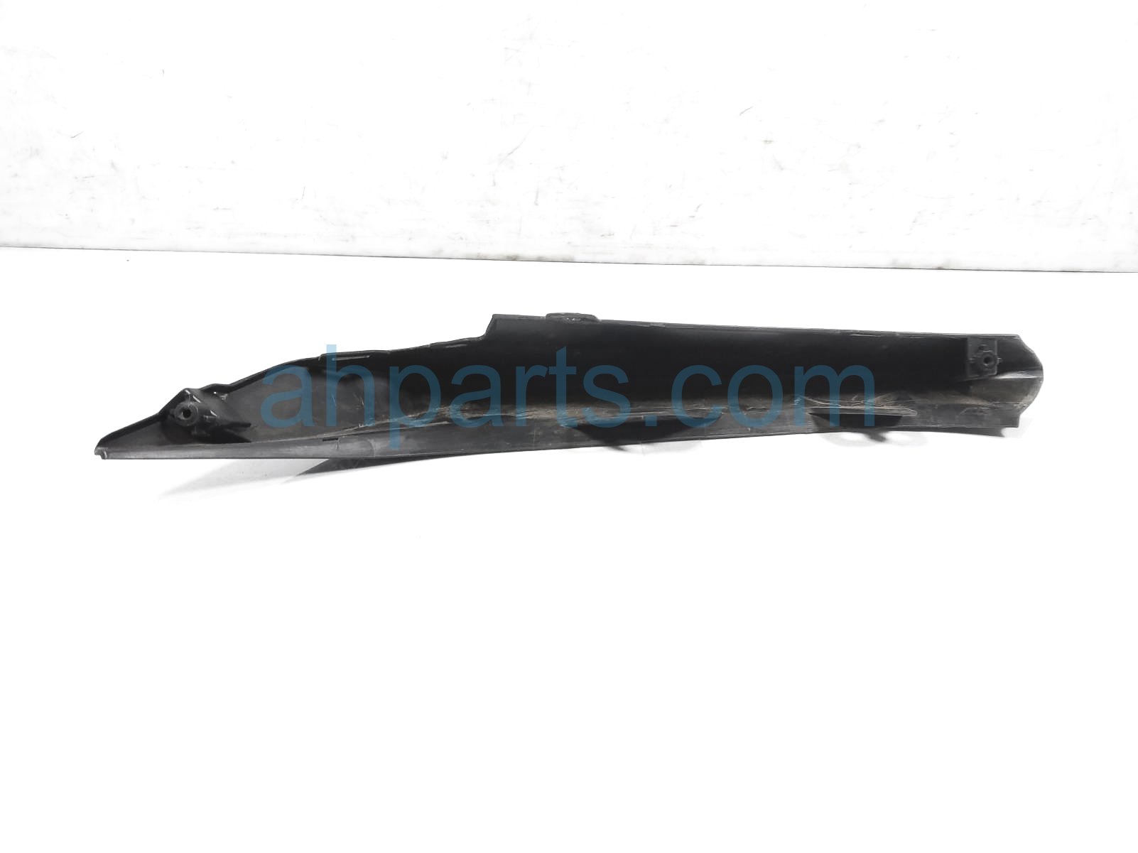 Sold 2025 Honda Civic Front Driver Lower Cover Trim Garnish - Blk 71158 ...