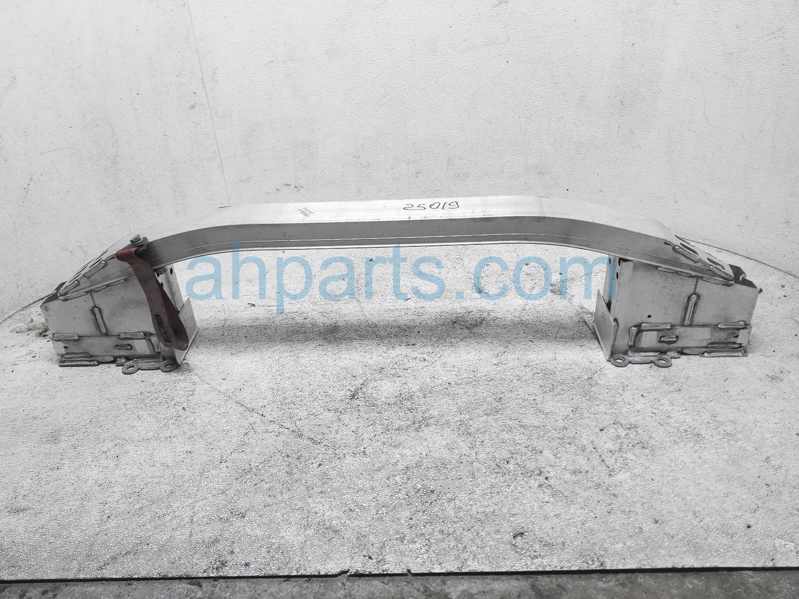 Sold 2019 Honda Civic Bar / Beam Front Bumper Reinforcement 71130-TGH-A00,