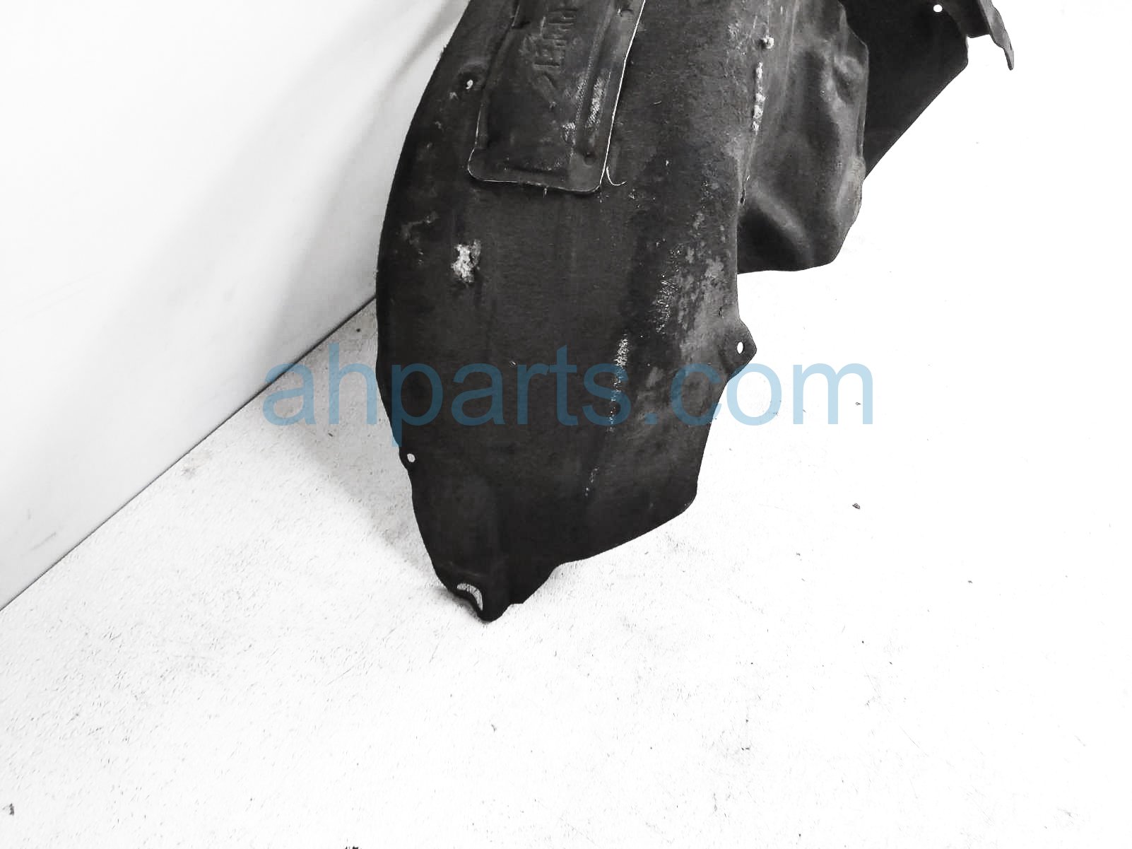 Sold 2018 Honda CR-V Rear Passenger Inner Fender Liner 74550-TLA-A50,