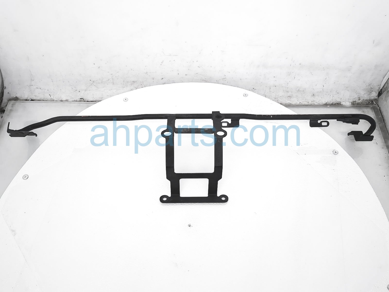 Sold 2021 Honda Accord Grille Radar Mount Bracket Only 36804-TVA-A40,