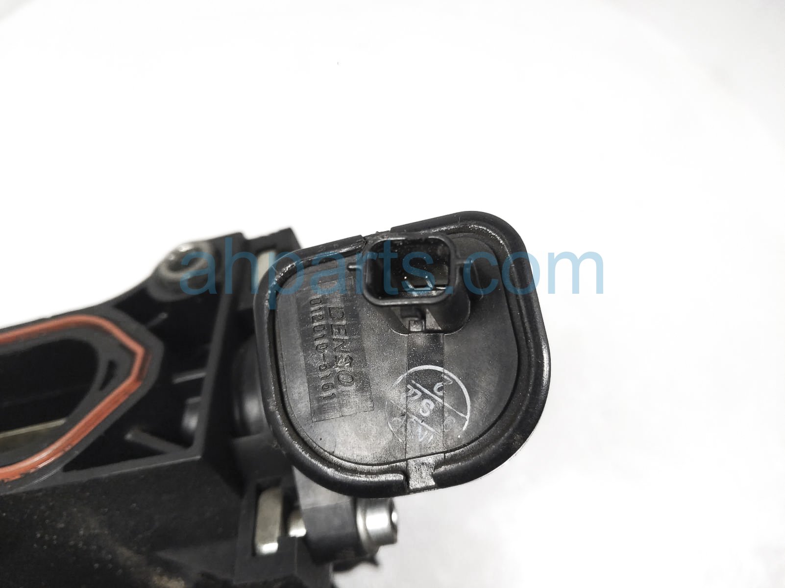 Sold 2016 Nissan Altima Upper Intake Manifold - 2.5l 14001-3TA0C,