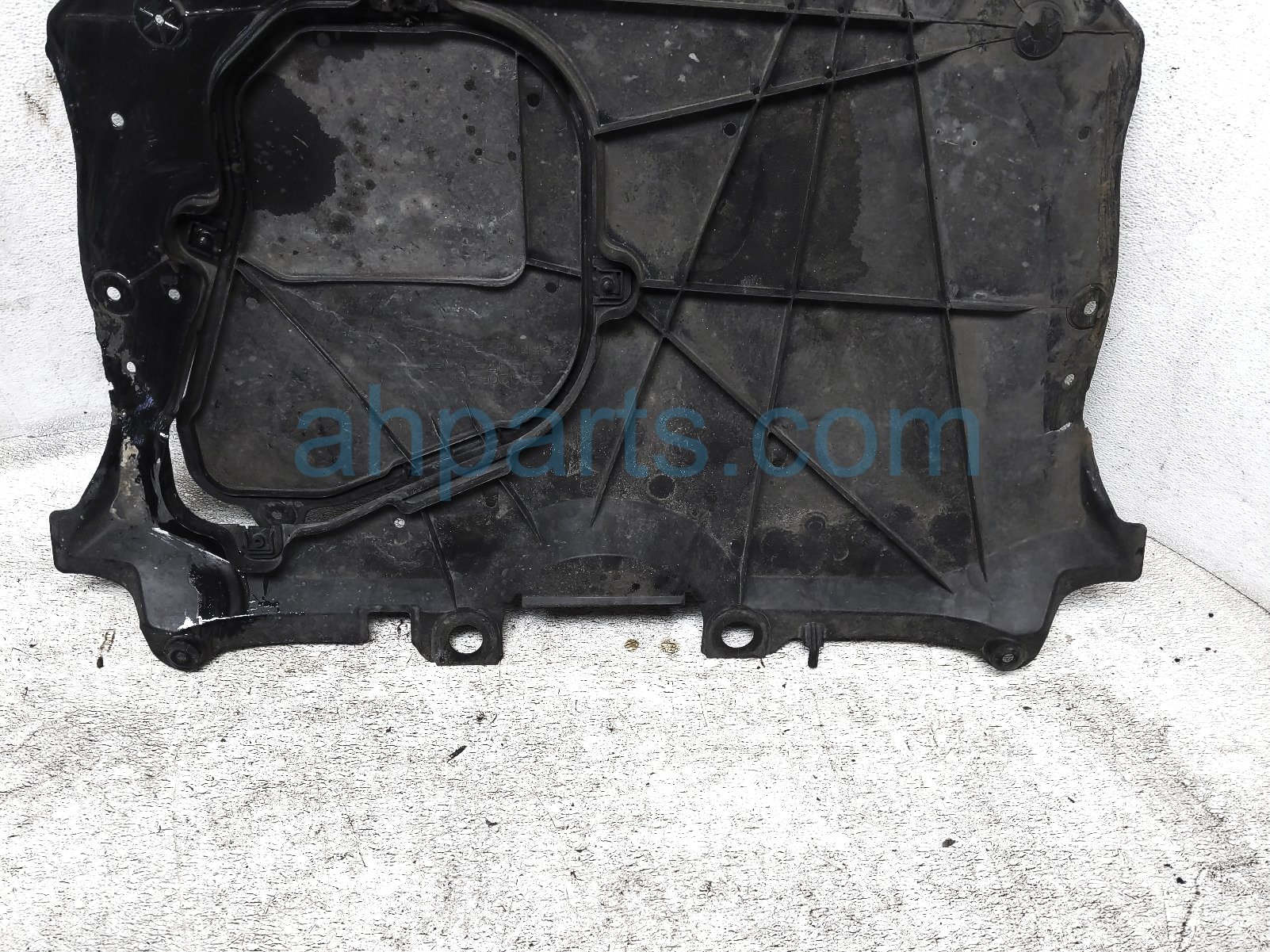2019 Toyota Rav 4 Engine Under Body Sight Shield* 51420-42031,