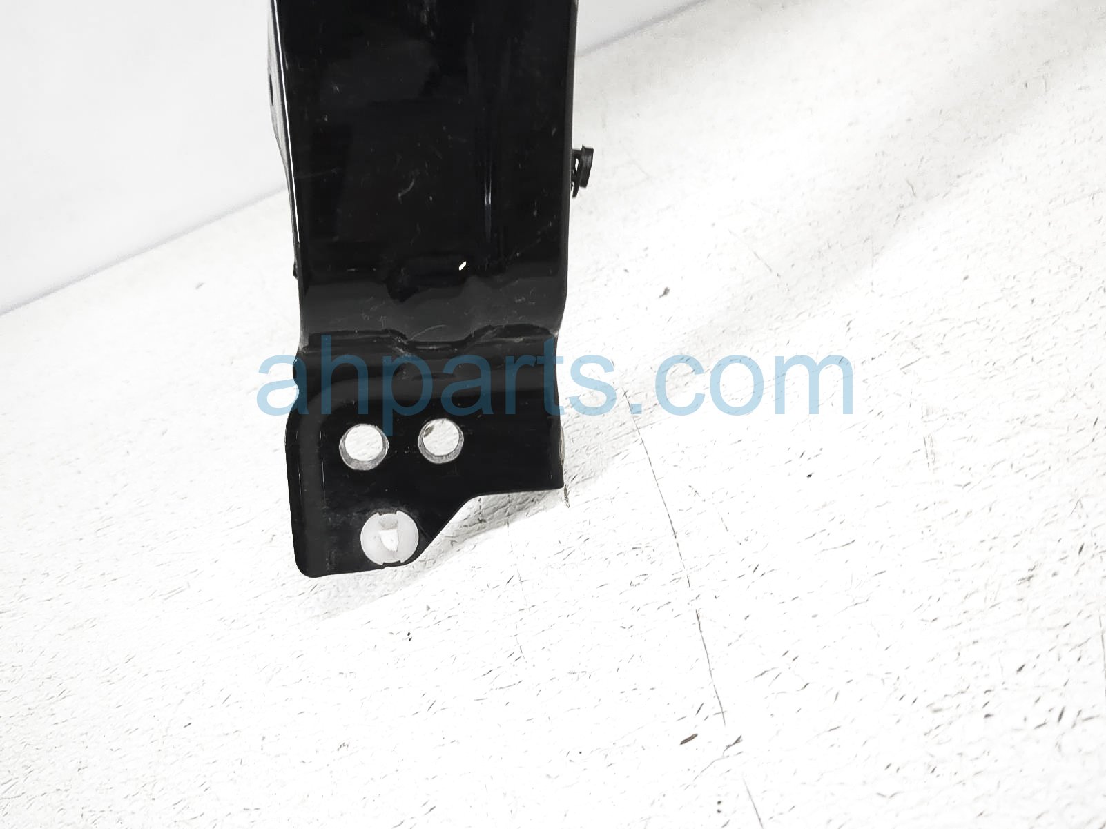 2022 Nissan Pathfinder Parking Aid Sensor Housing - 28533-6RA0C