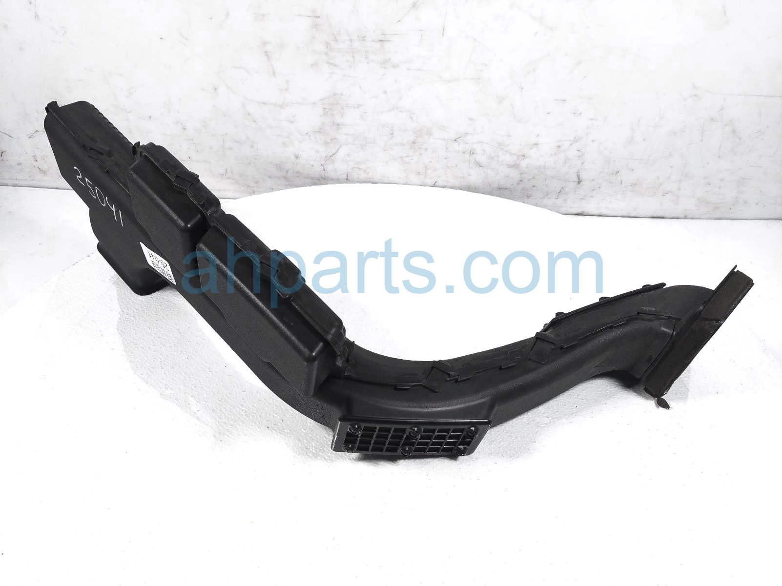 Sold 2019 Toyota Rav 4 Air Cleaner Intake Duct - 2.5l ** 17750-25030,