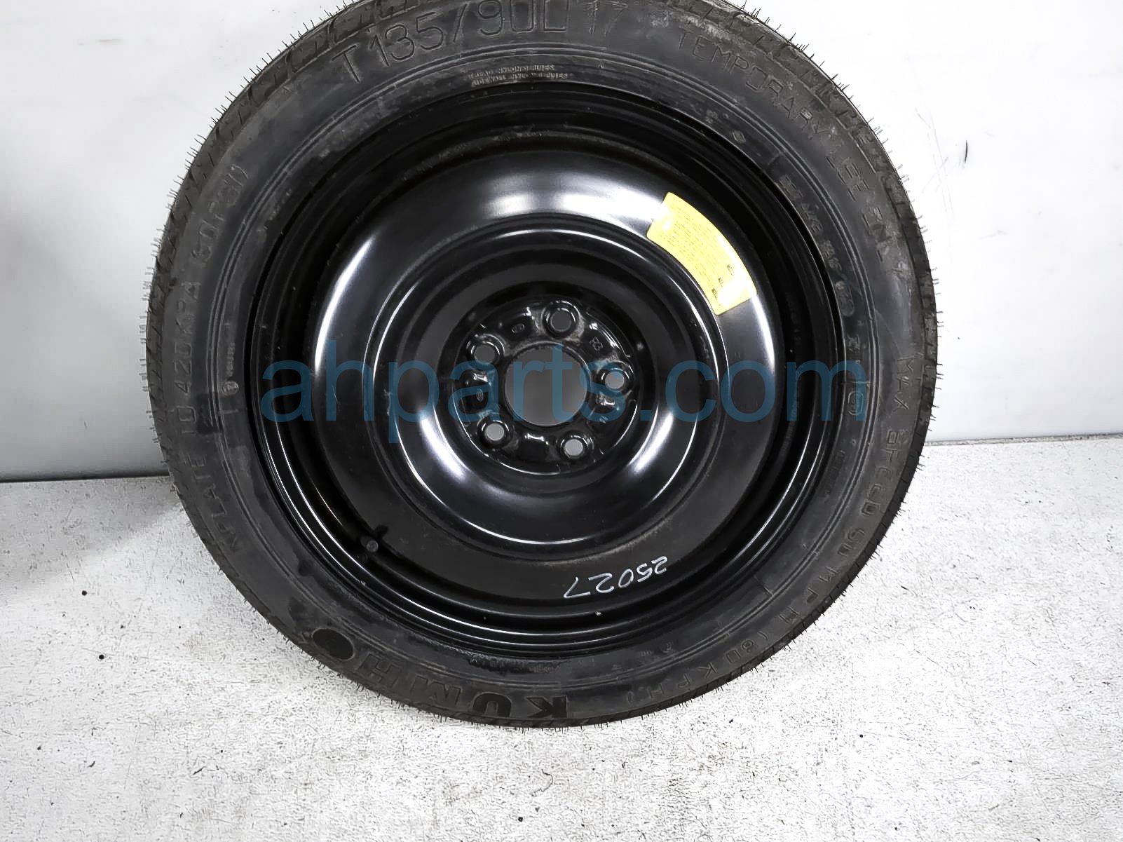 2021 Hyundai Santa Fe Rim T135/90d17 Spare Donut Wheel + Tire 52919-R5100,