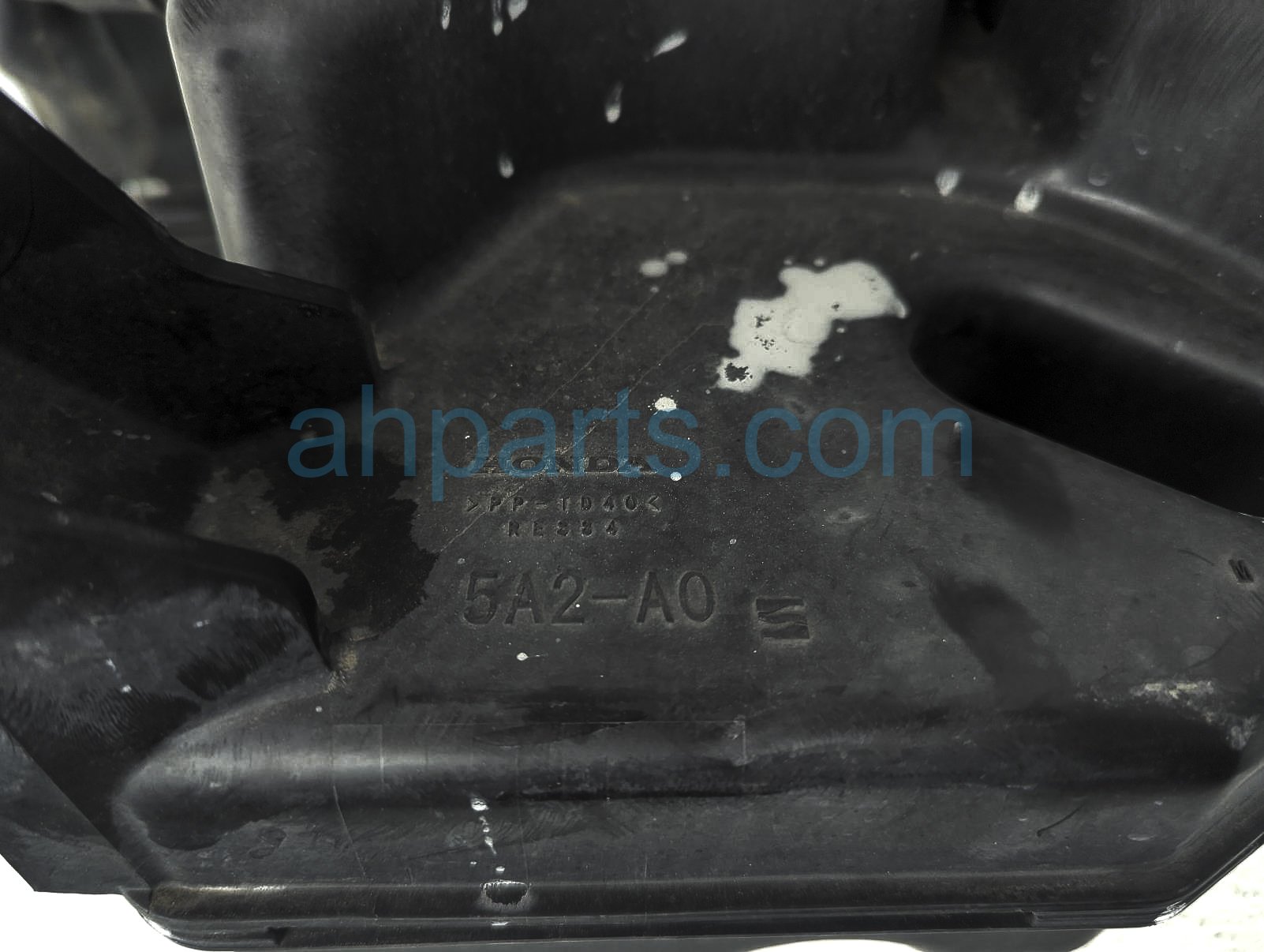 Sold 2015 Honda Accord Intake Air Cleaner Resonator W/tube 17230-5A2-A00,