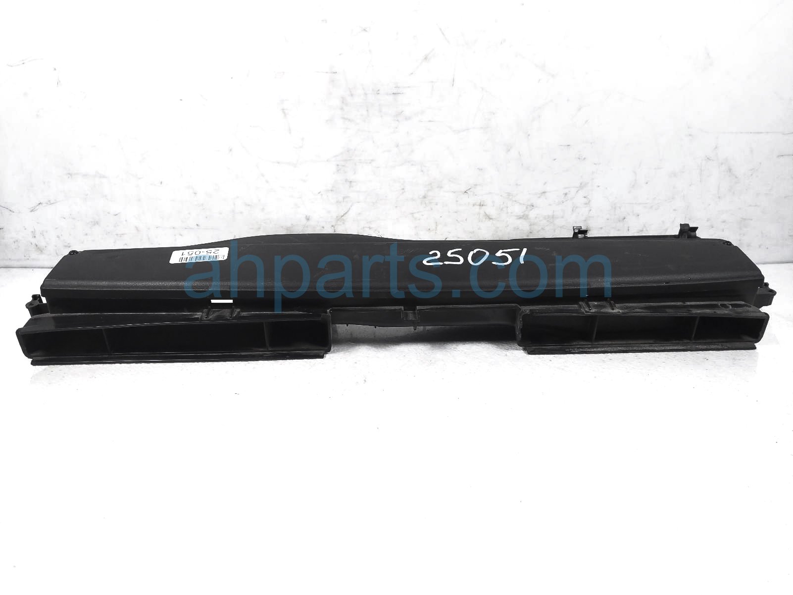 Sold 2018 Audi S3 Audi Air Cleaner Intake Duct 5Q0-129-254-A,