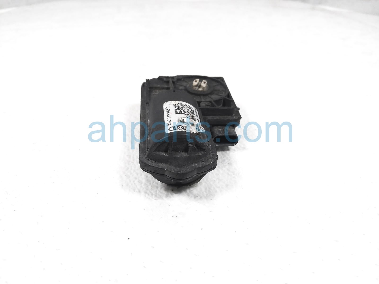 Sold 2018 Audi S3 Audi Muffler Exhaust Control Valve Actuator * 4H0-133 ...