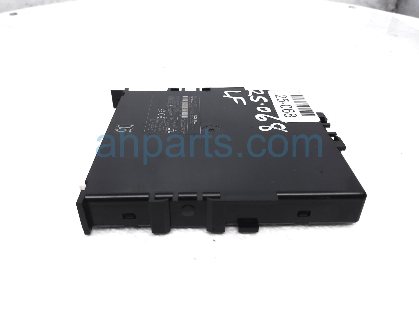 2024 Toyota Prius Smart Key Computer Module - Le 89990-47561,