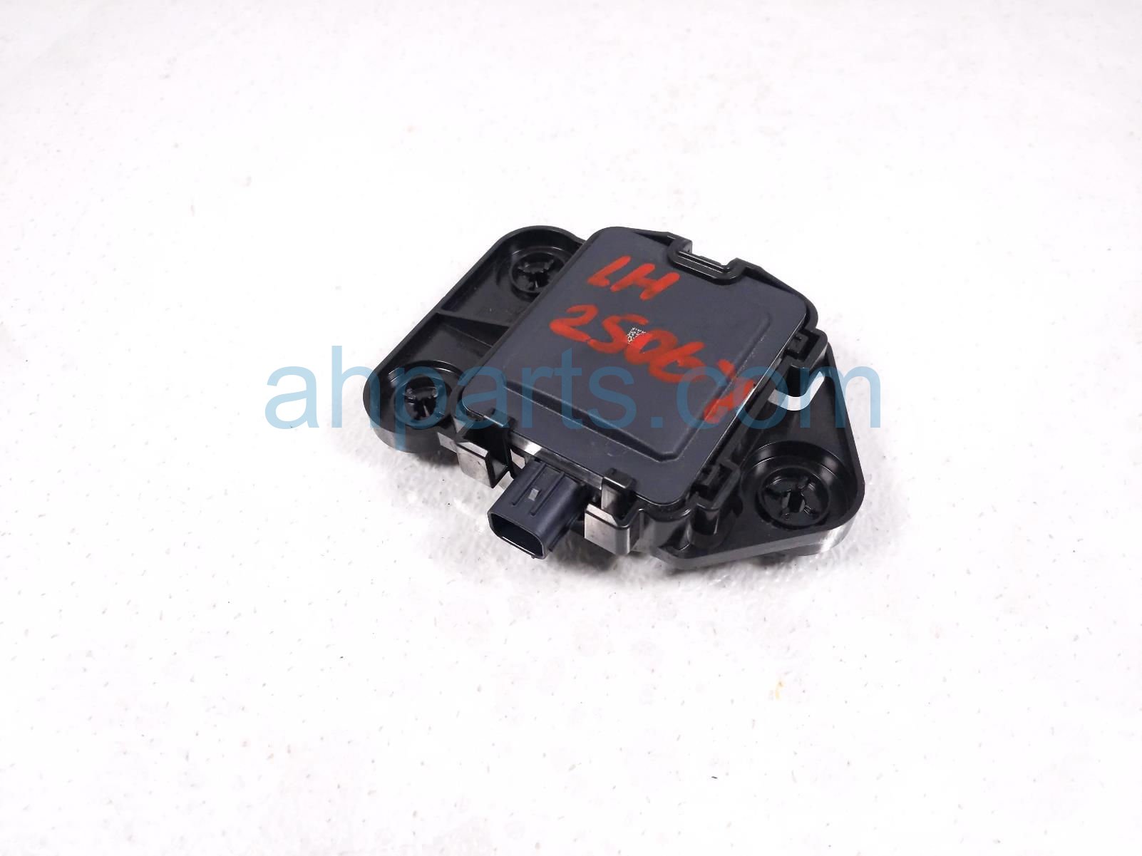 Sold 2024 Toyota Prius Rear Driver Blind Spot Radar Unit 88171-47030,