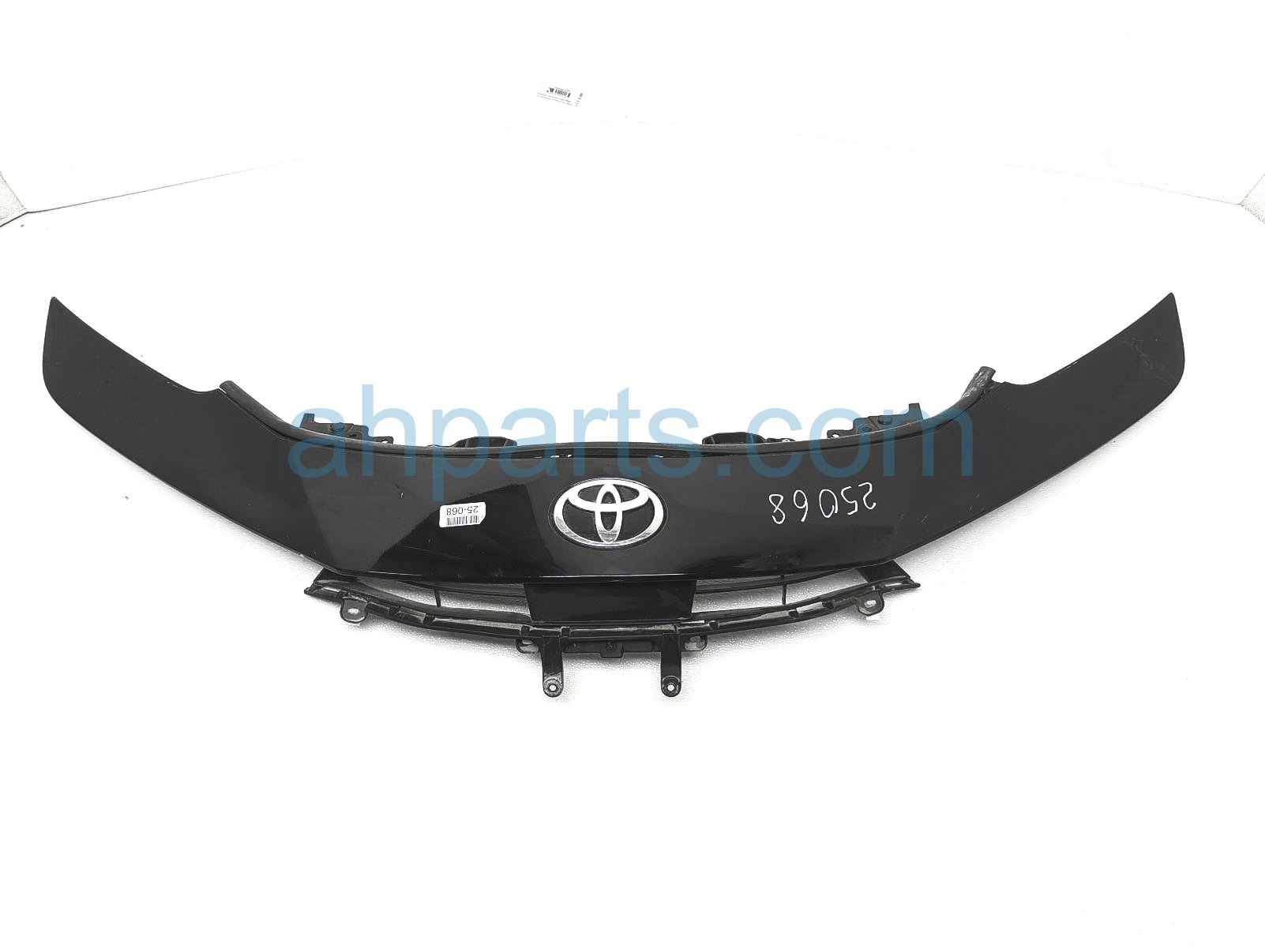 Sold 2024 Toyota Prius Front Upper Grille Face - Blk * 52111-47901,