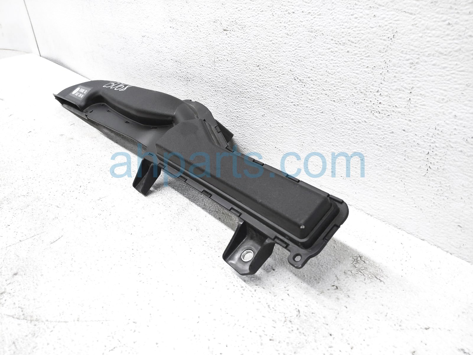 Sold 2024 Toyota Prius Air Cleaner Intake Duct ** 17751-24040