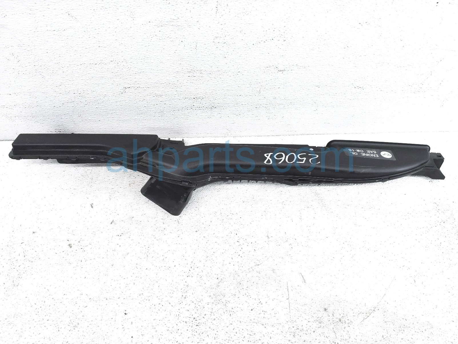 Sold 2024 Toyota Prius Air Cleaner Intake Duct ** 17751-24040