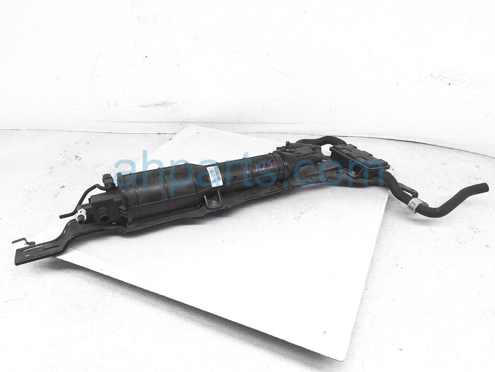 2019 Honda FIT Fuel Vapor Charcaol Canister 17011-T5R-A01,