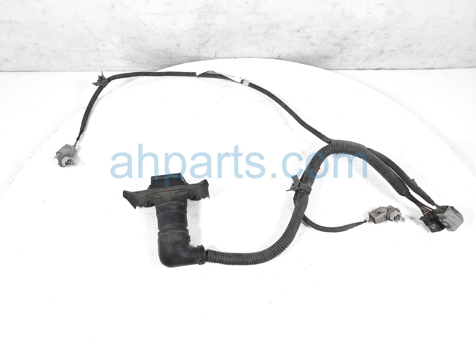 Sold 2005 Toyota Tacoma Trailor Hitch Wire Harness 82824-34050,