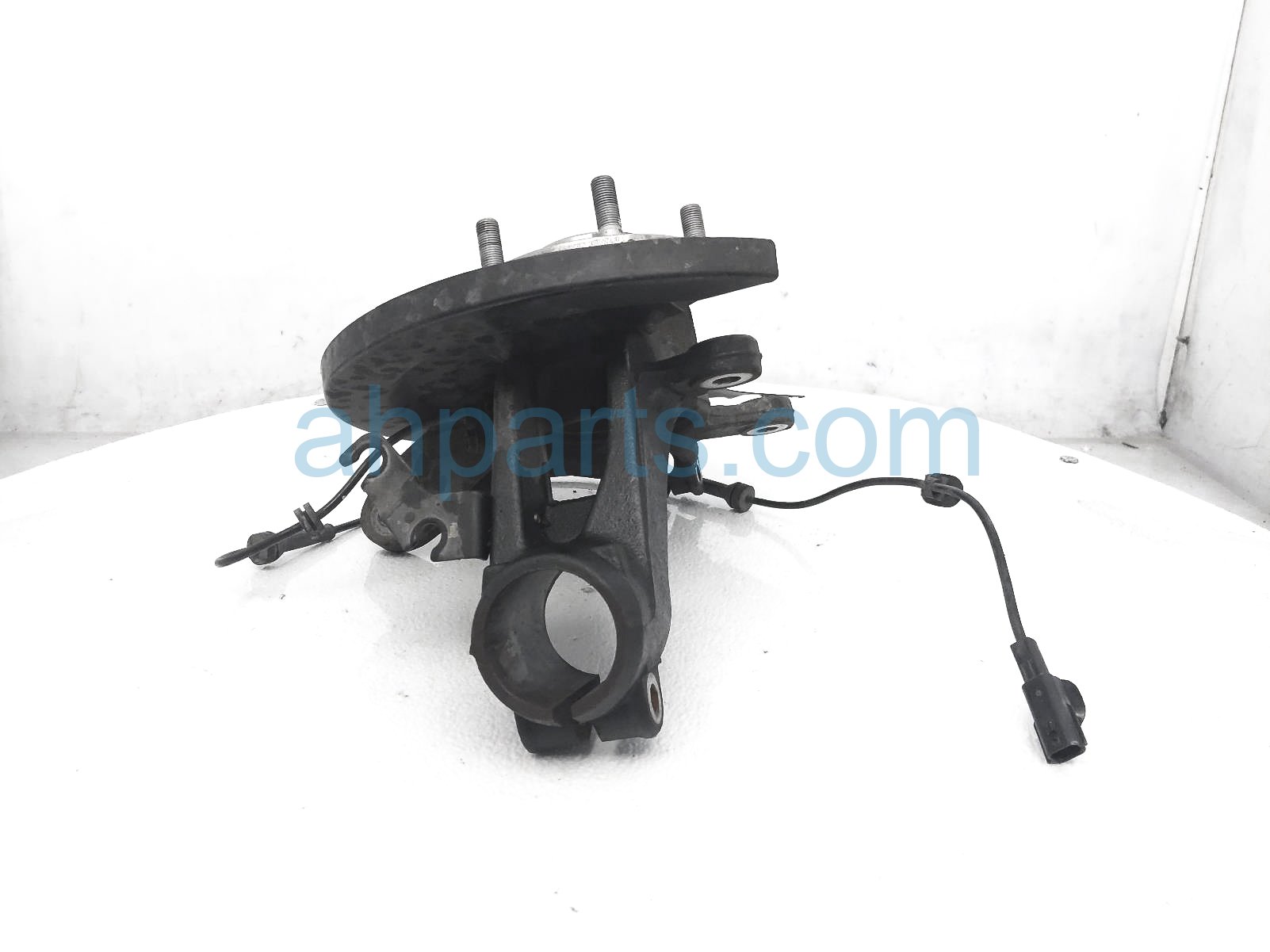 Sold 2021 Nissan Sentra Front Driver Spindle Knuckle Hub 40015-6LA1A,