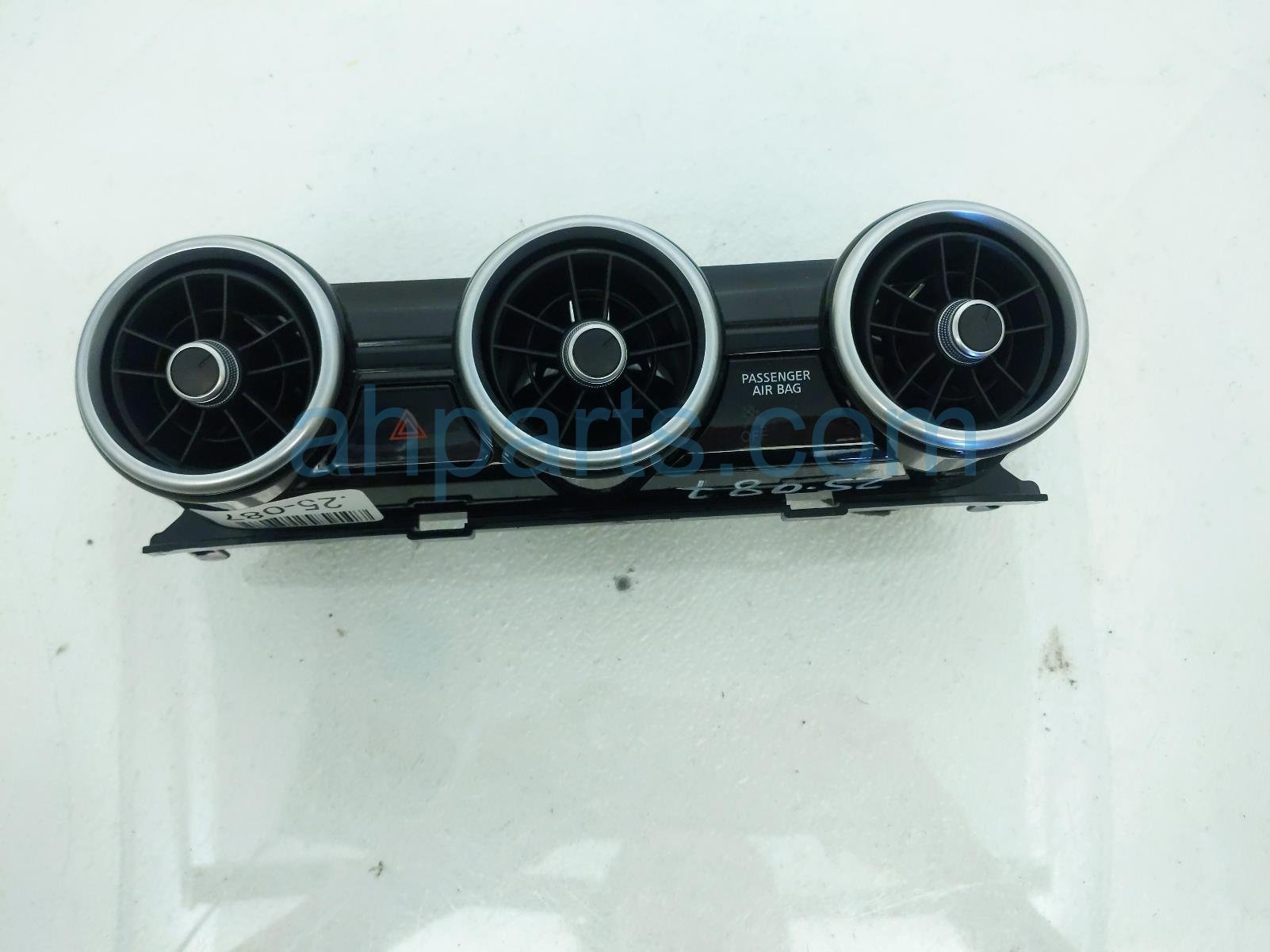 Sold 2021 Nissan Sentra Dash Center Air Vent Outlet 27860-6LB0A,