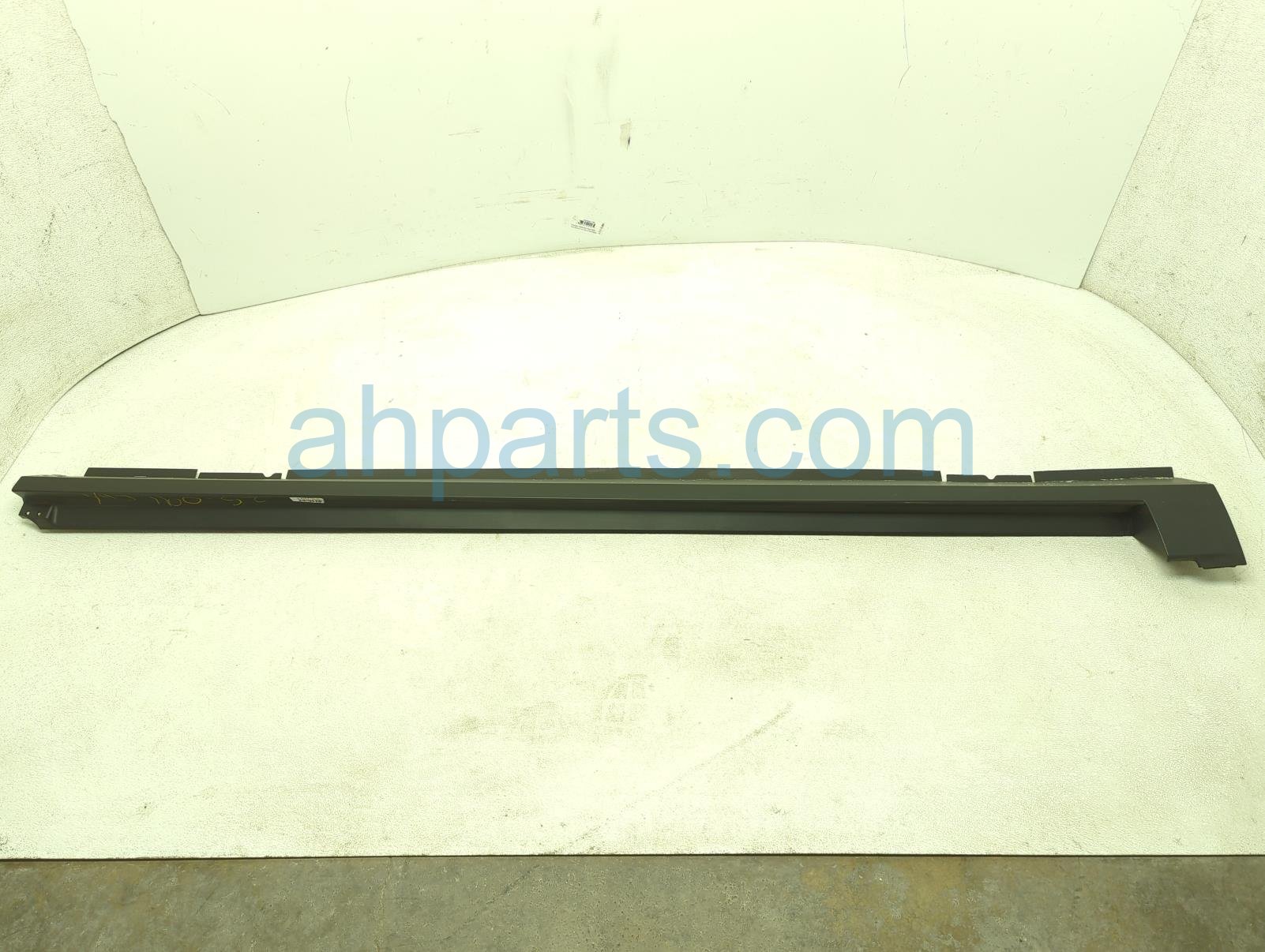 Sold 2024 Chevy Trax Rocker Trim Driver Side Skirt / Molding - Black ...