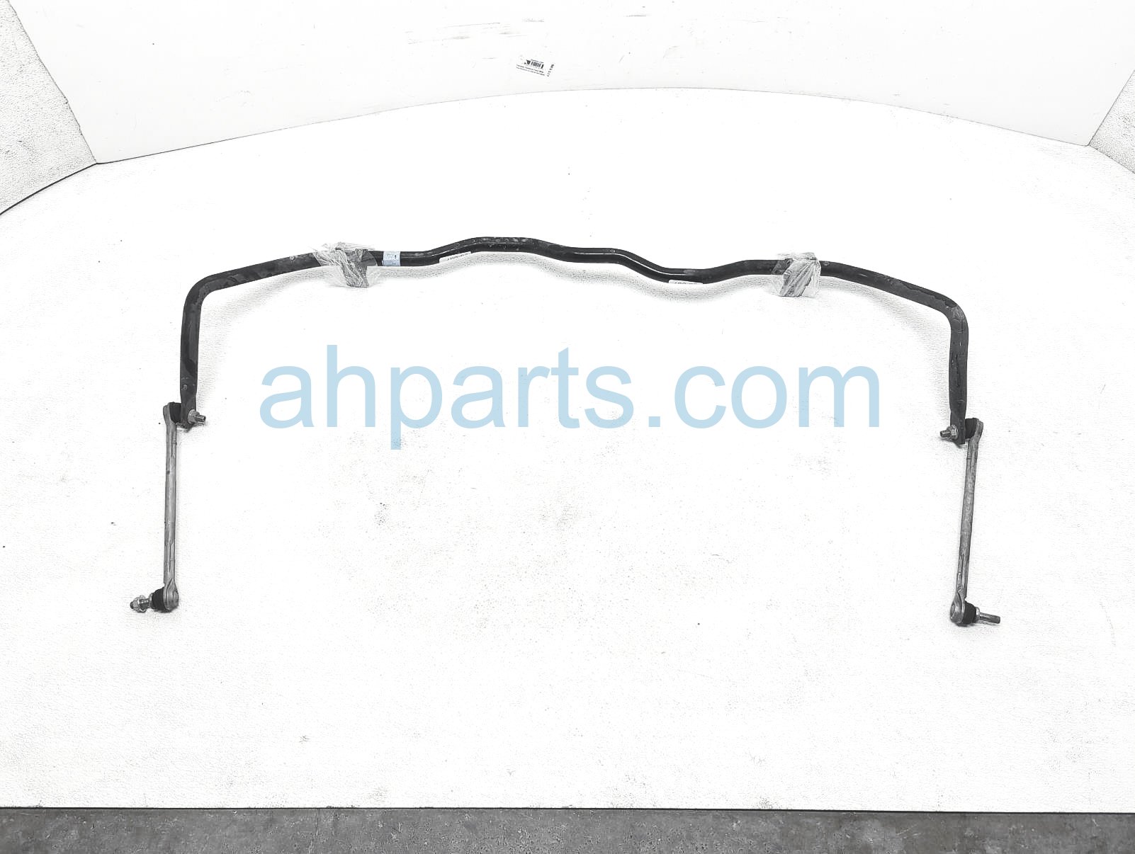 2021 Nissan Sentra Front Stabilizer / Sway Bar W/links 54610-6LB4A,