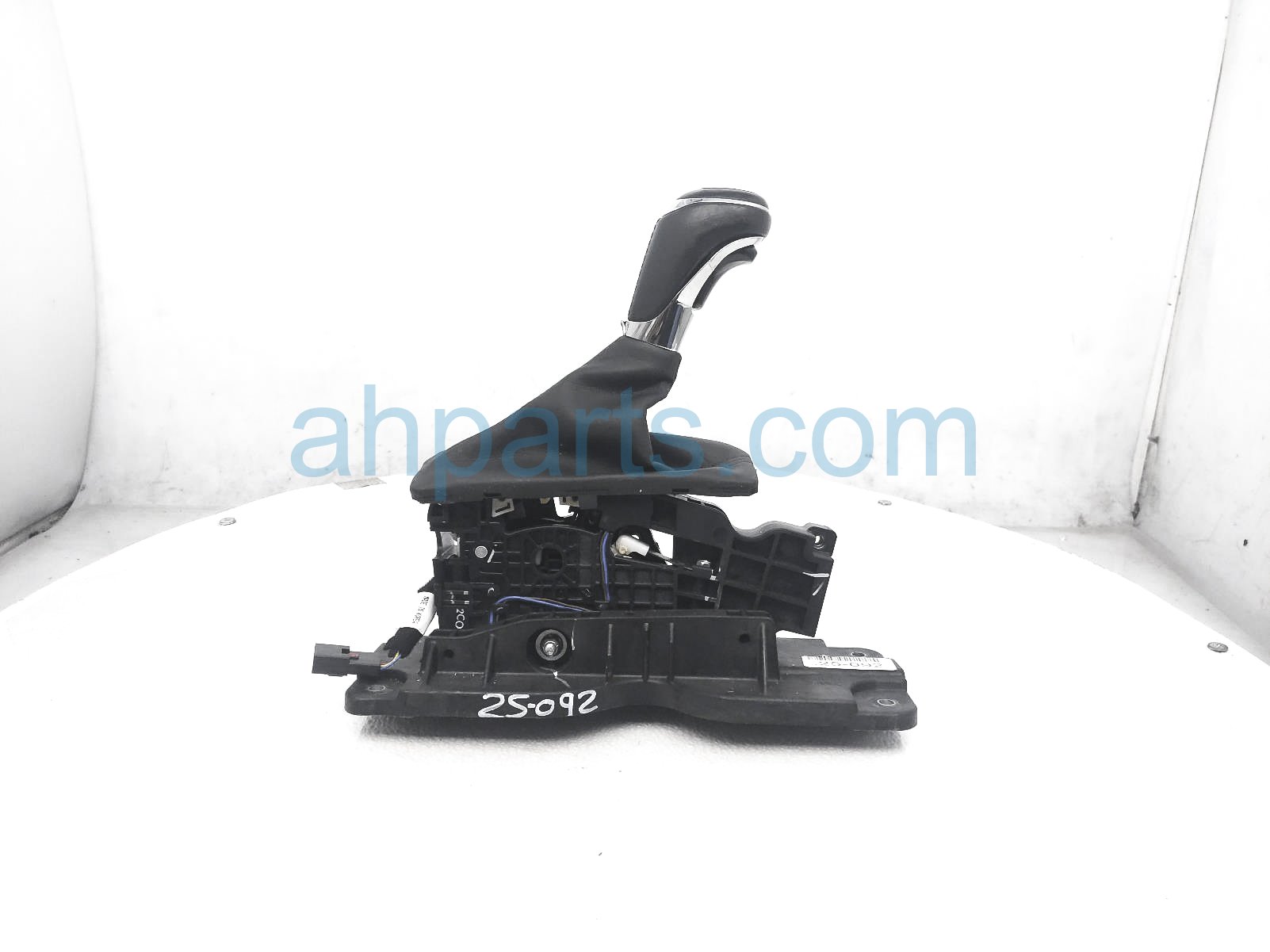 2019 Chevy Traverse A/t Floor Shifter W/knob Assy 84522298,