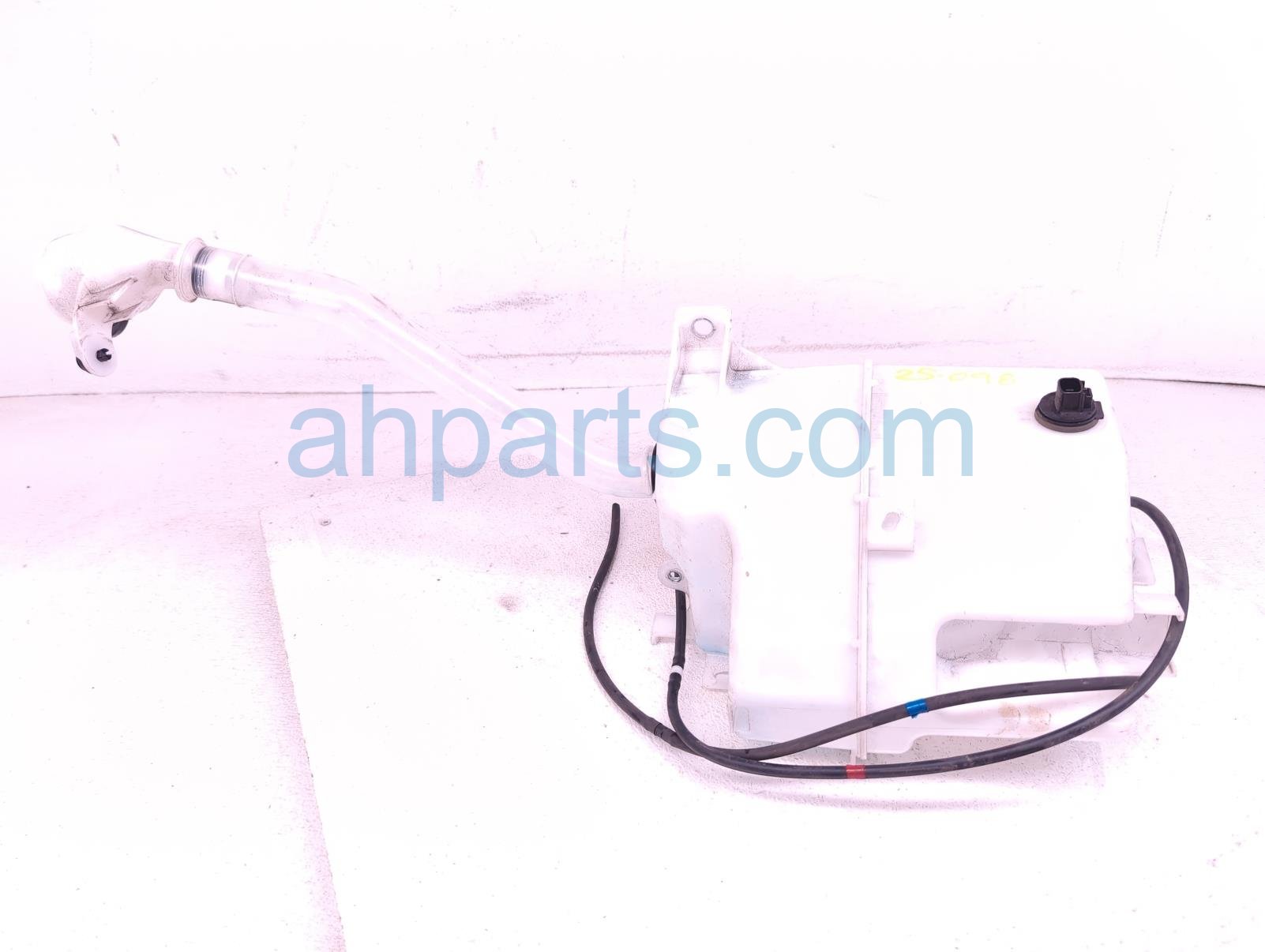 Sold 2021 Toyota Rav 4 Windshield Washer Reservoir Tank 85315-0R060,