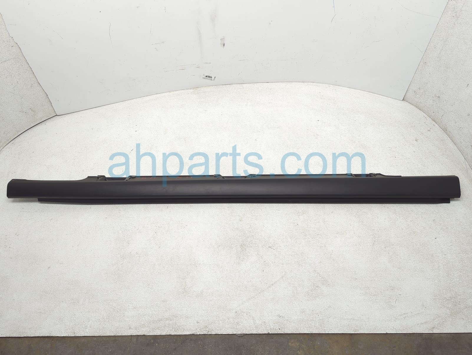 Sold 2025 Honda HR-V Rocker Trim Passenger Side Skirt / Molding - Black ...