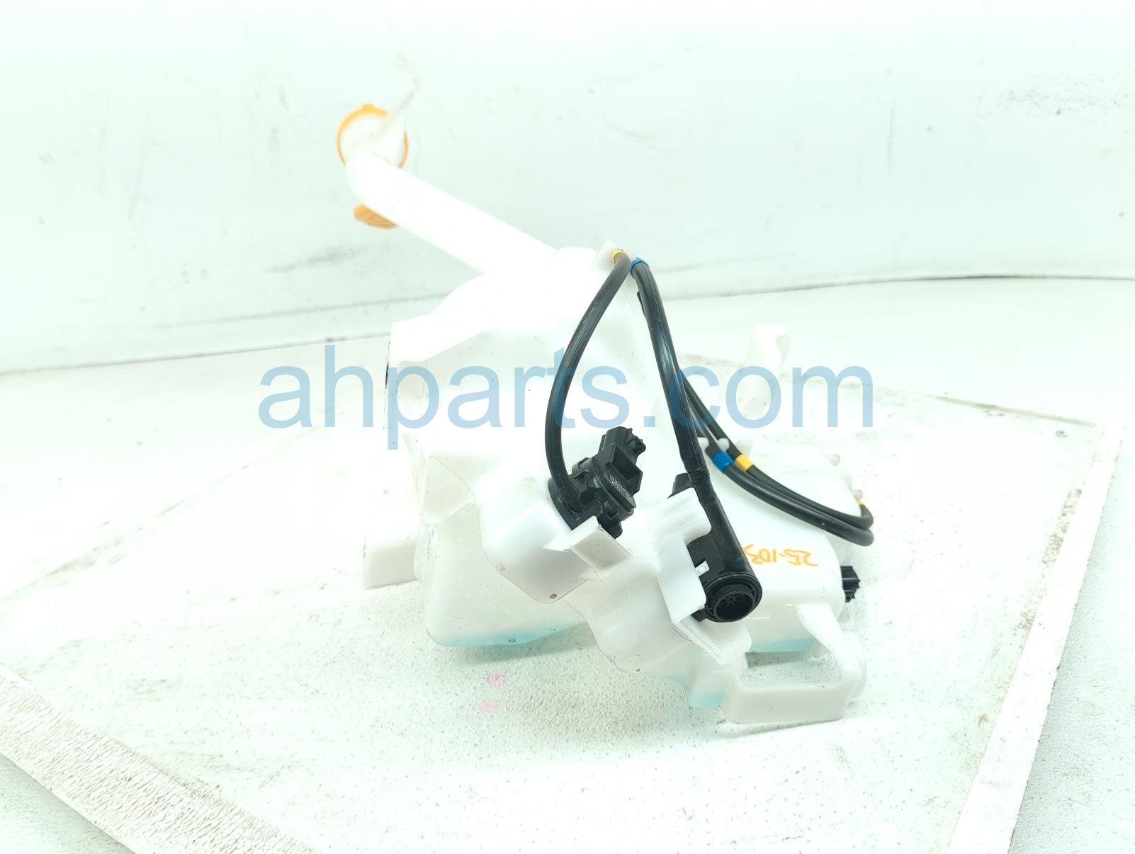 2024 Subaru Forester Windshield Washer Reservoir Tank 86631SJ020,