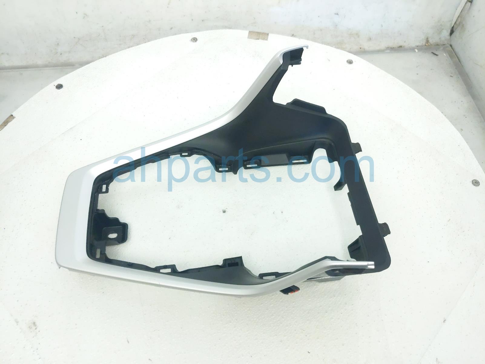 2021 Toyota Rav 4 Shifter Trim Bezel - Silver 58805-0R080,