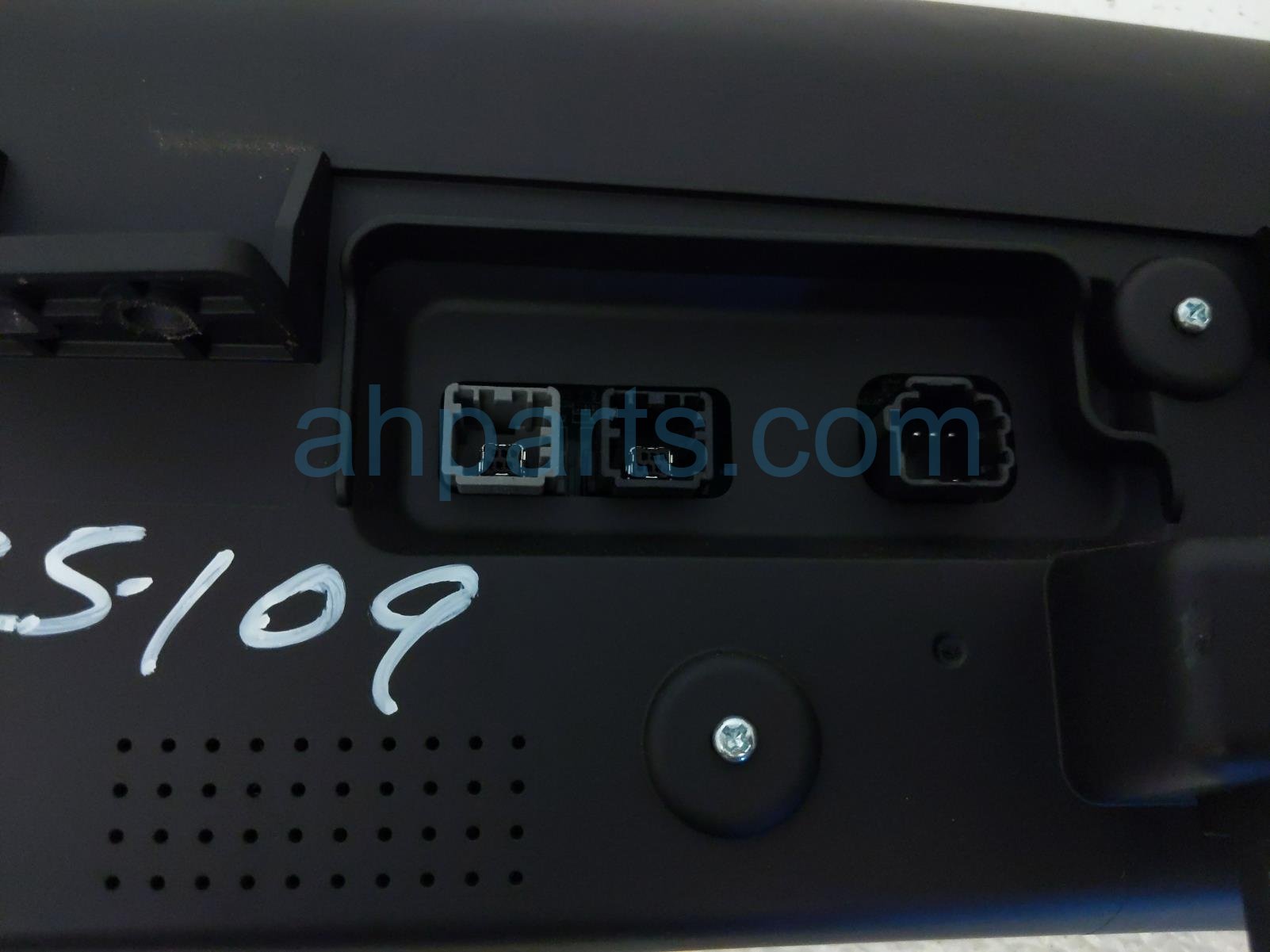 Sold 2024 Buick Envista Speedometer / Gauge Speedo Instrument Cluster ...
