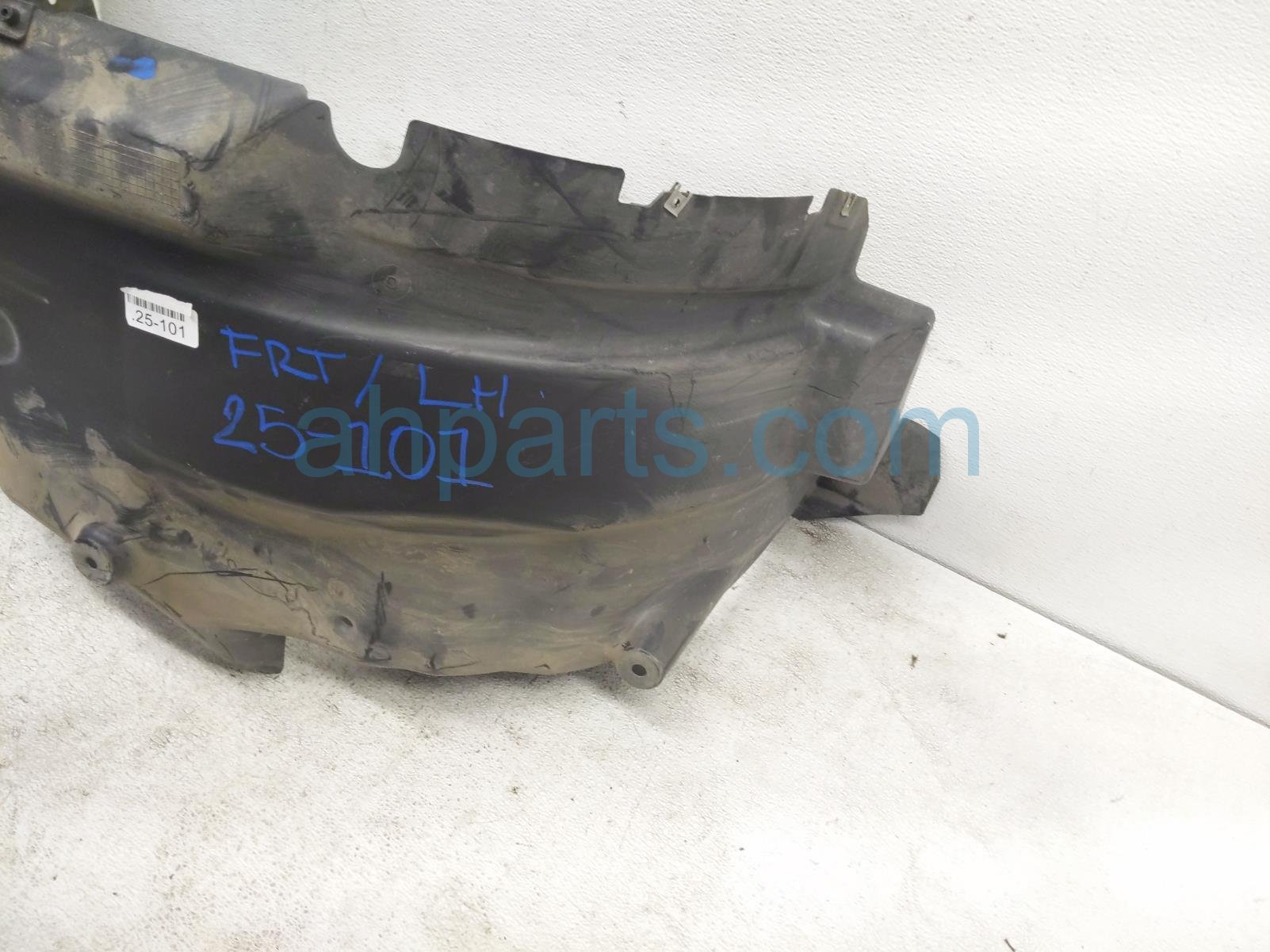 Sold 2022 Nissan Frontier Front Driver Inner Fender Liner 63841-9BU1A,