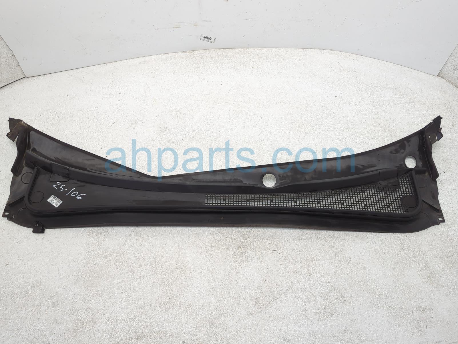 2012 Acura MDX Cover Windshield Cowl Vent Panel 74200-STX-A00,