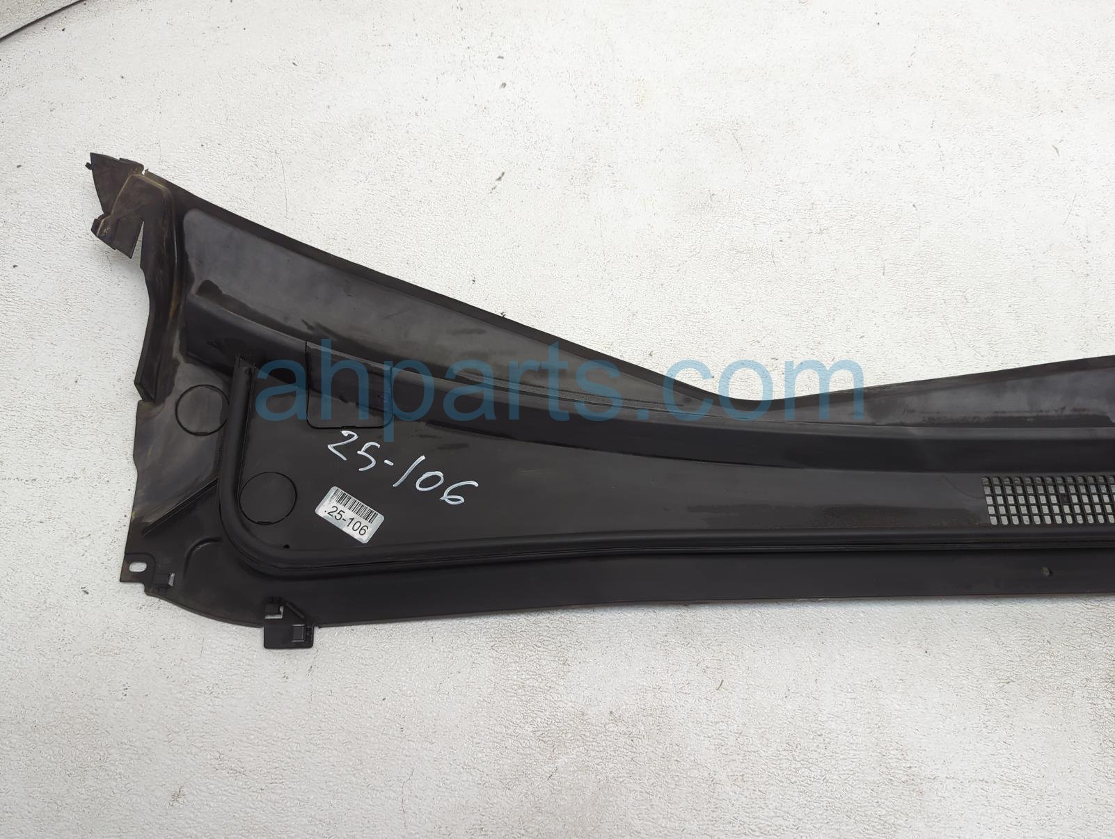 2012 Acura MDX Cover Windshield Cowl Vent Panel 74200-STX-A00,