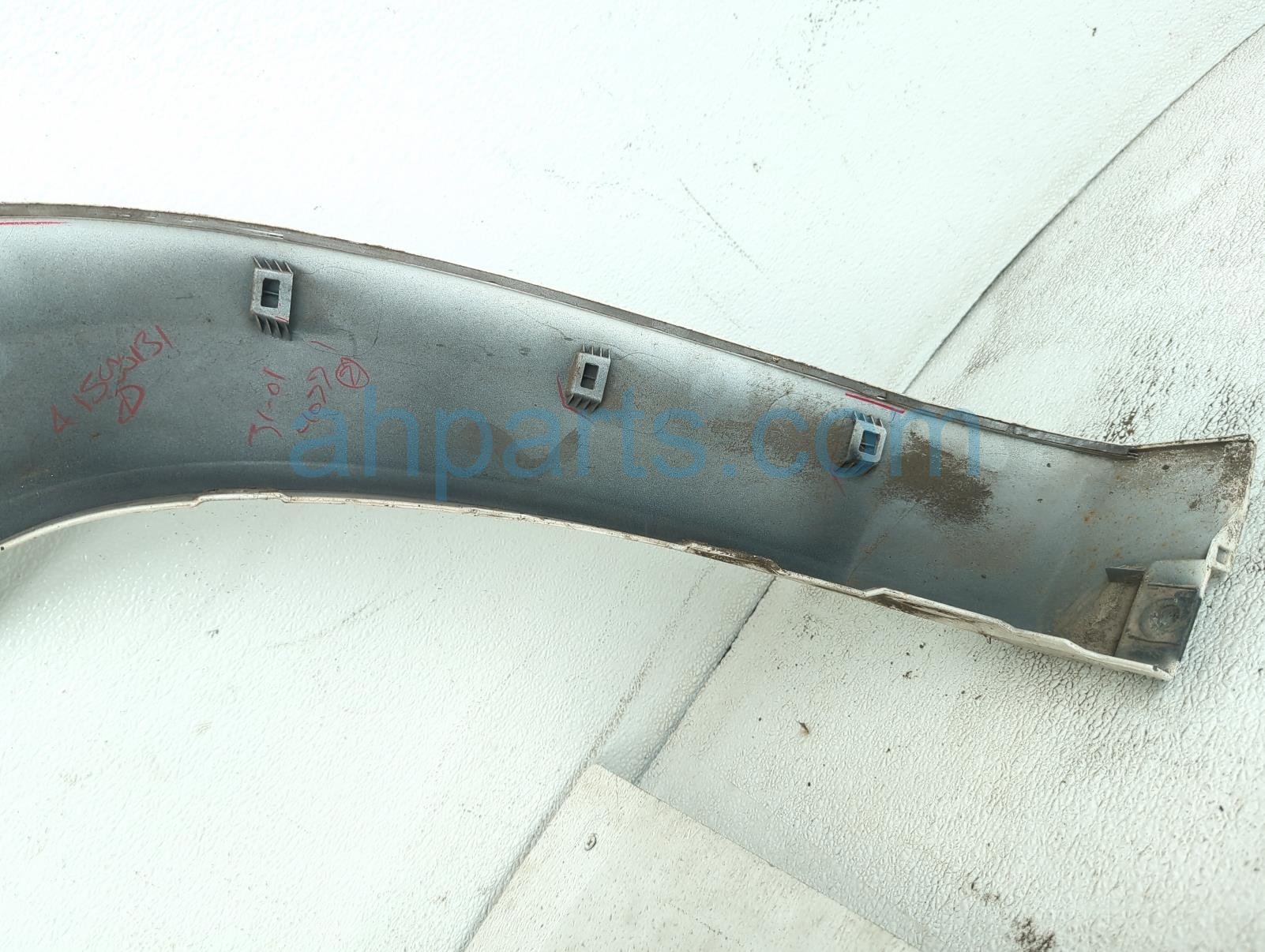 Sold 2018 Toyota Tacoma Front Passenger Fender Flare - White 75871-04900,