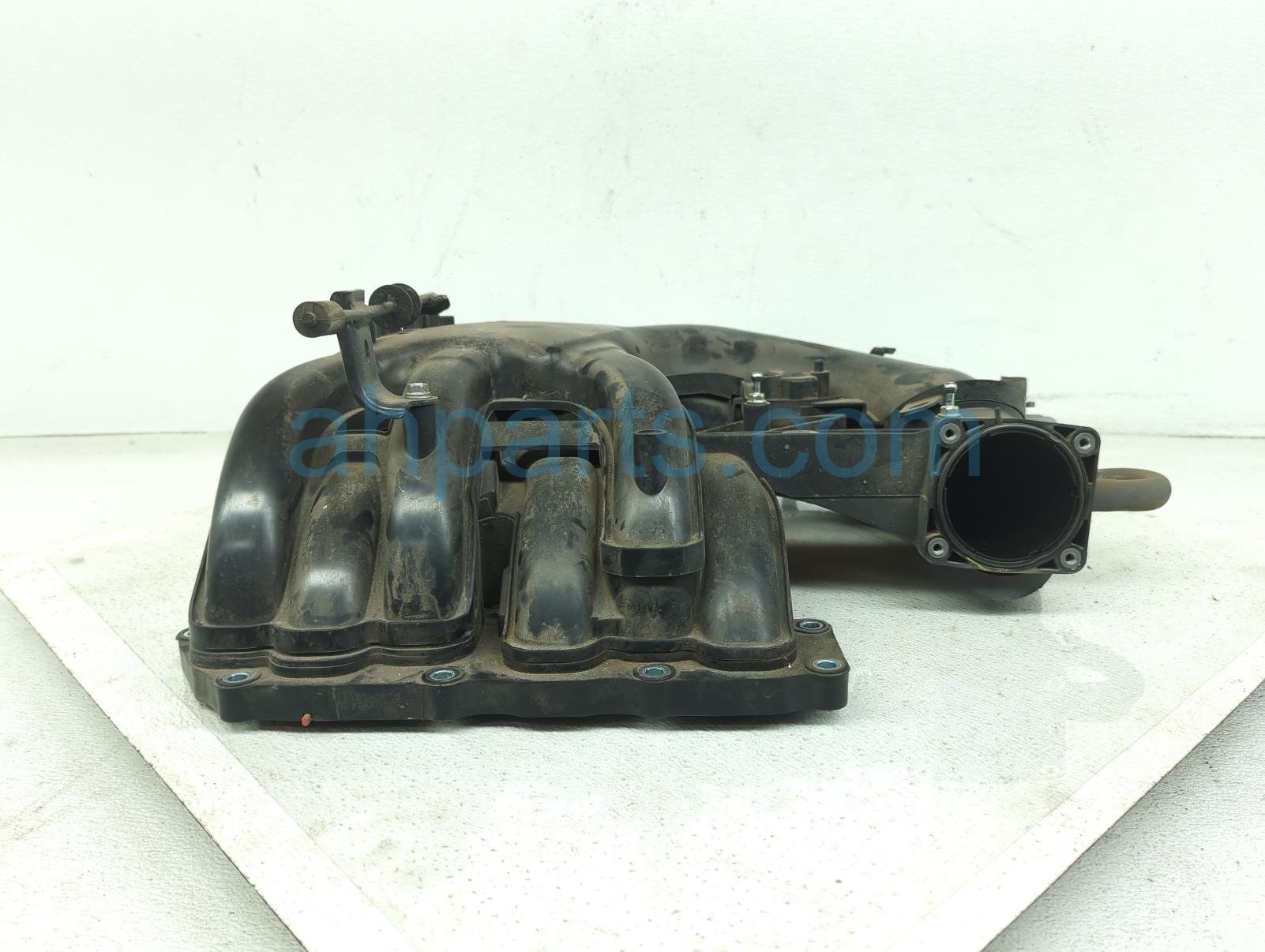 Sold 2018 Toyota Tacoma Upper Intake Manifold 17111-0P060,